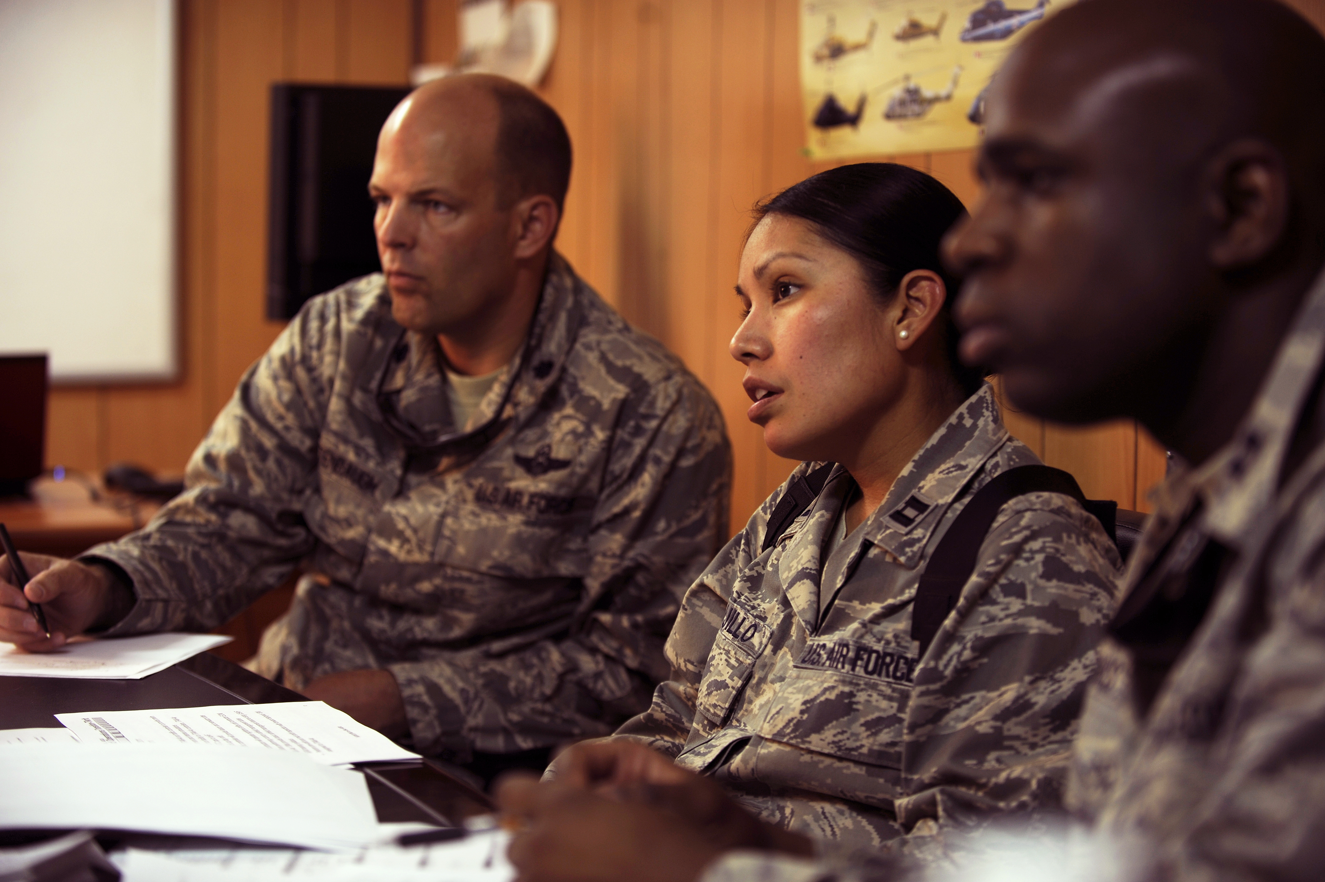 Air traffic controllers discuss road ahead > Kadena Air Base > Article ...
