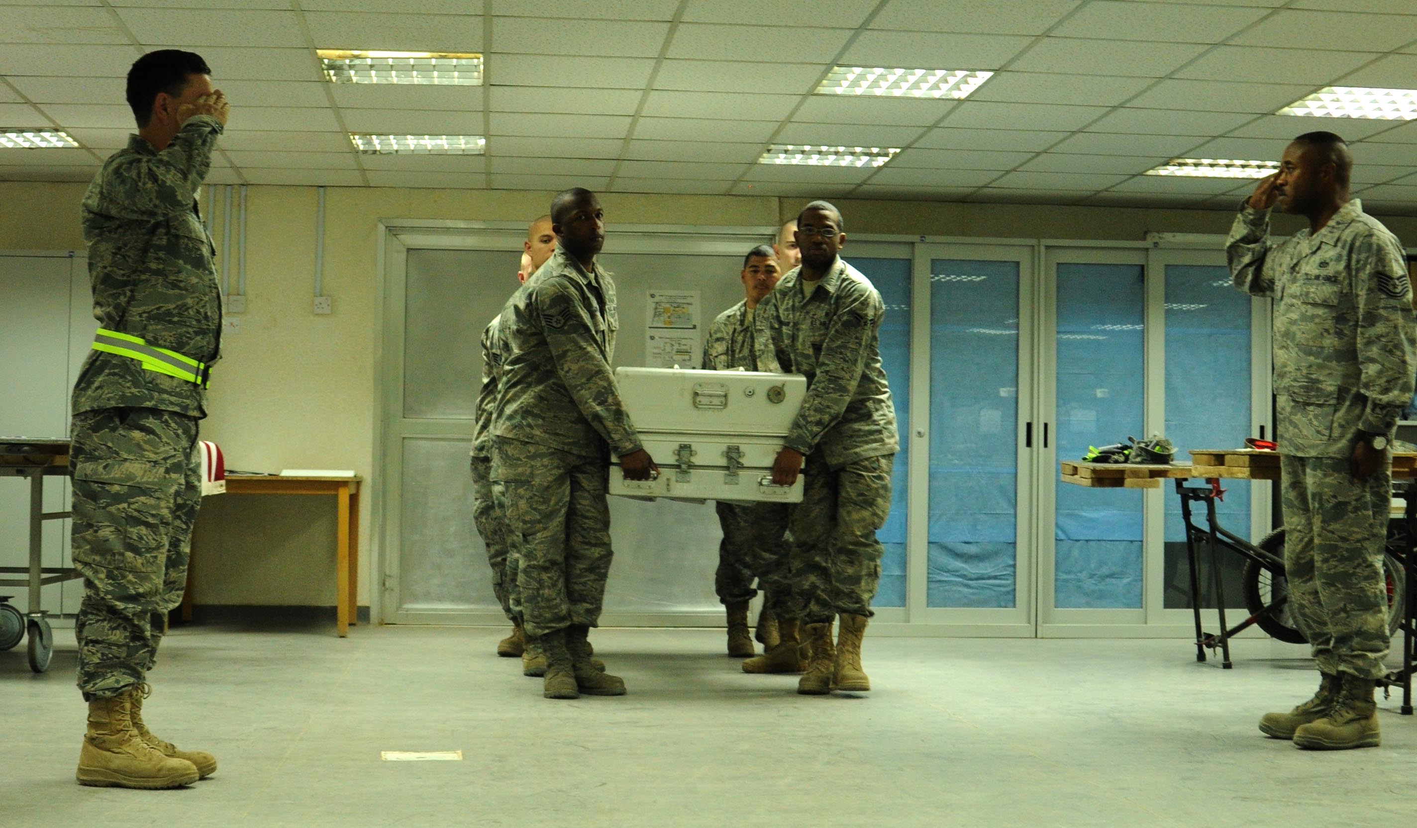 387th Airmen pay highest respect, play key role in dignified transfer ...