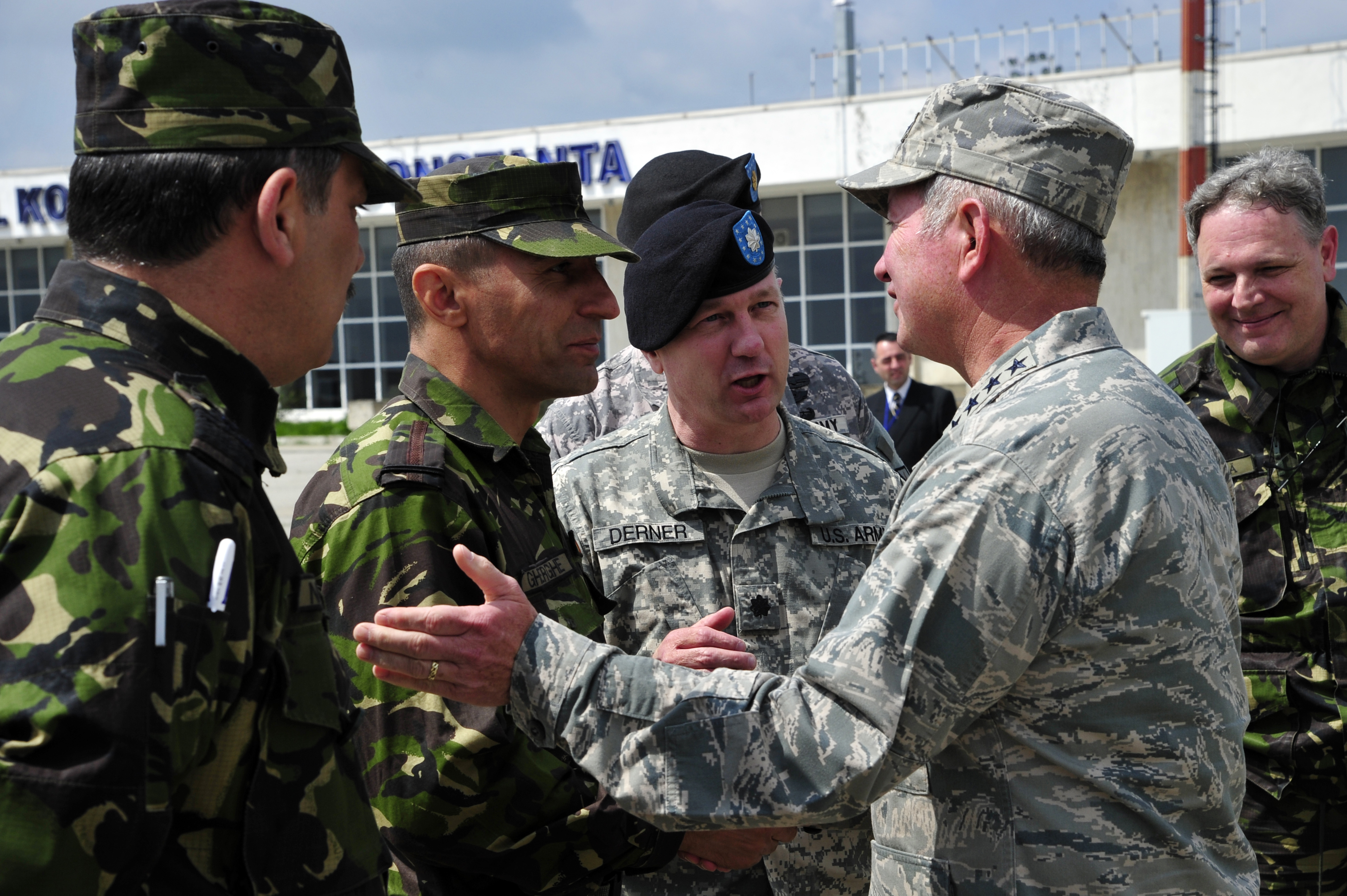 USTRANSCOM commander visits CRW Airmen, surveys Romanian multi-modal ...