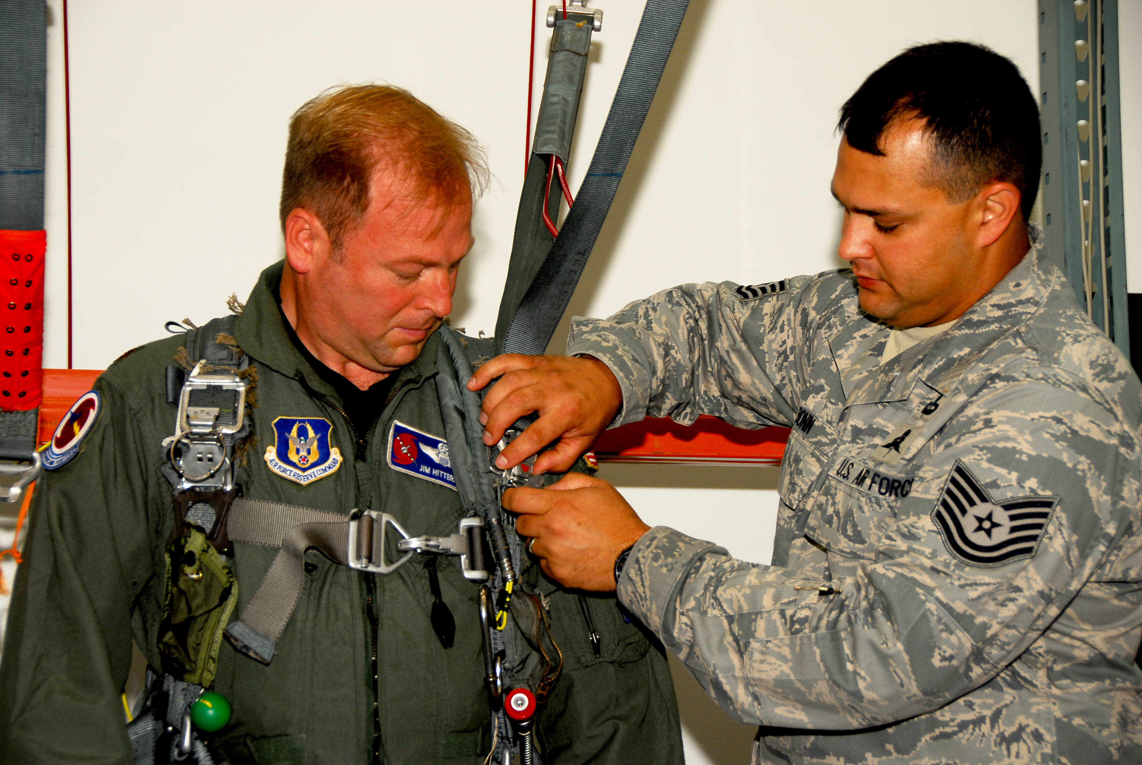 Training for the crash > 403rd Wing > Article Display