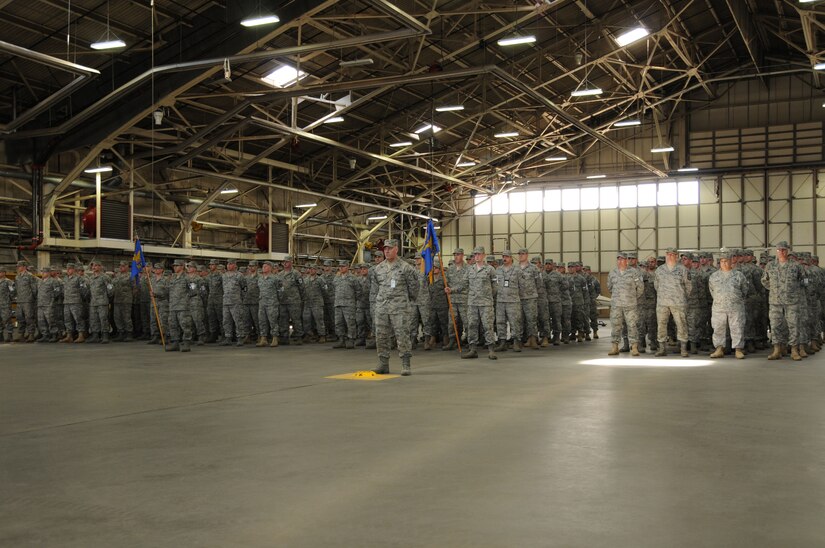 103rd Maintenance Group troops recognized > 103rd Airlift Wing ...