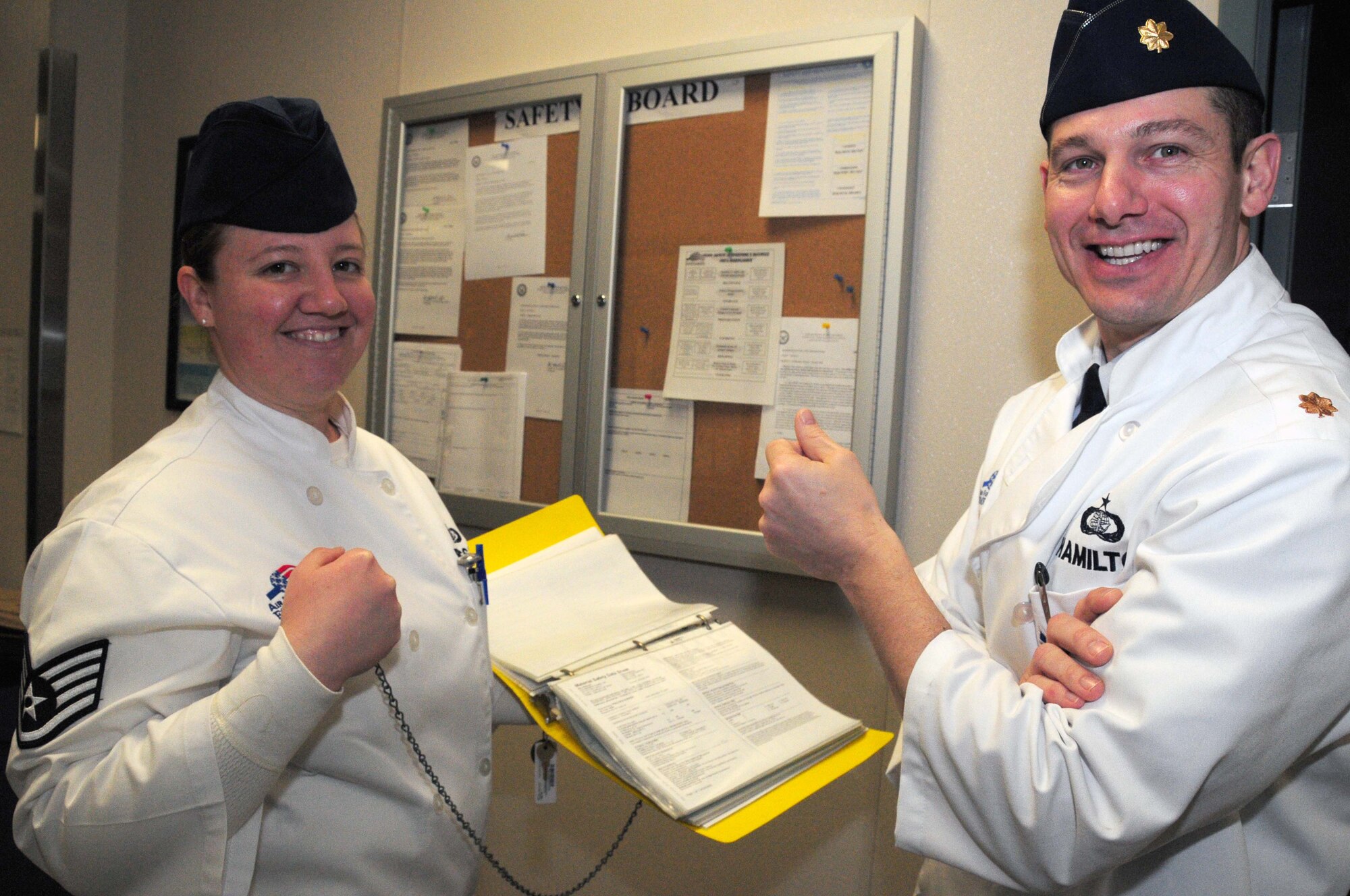 1st SOFSS wins Hennessy award for 2011 > Hurlburt Field > Article Display