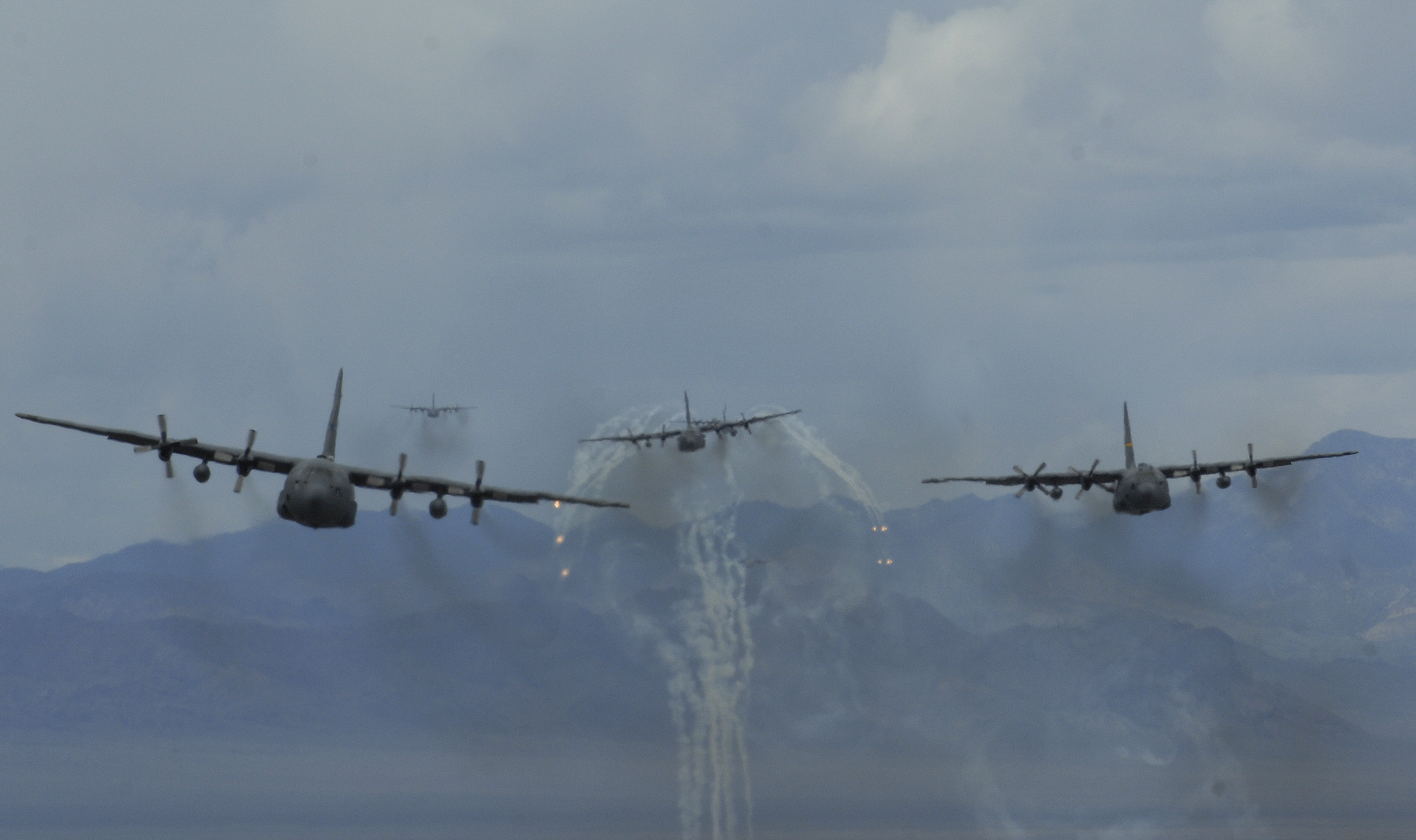 Weapons School conducts air mobility exercise > Nellis Air Force Base ...