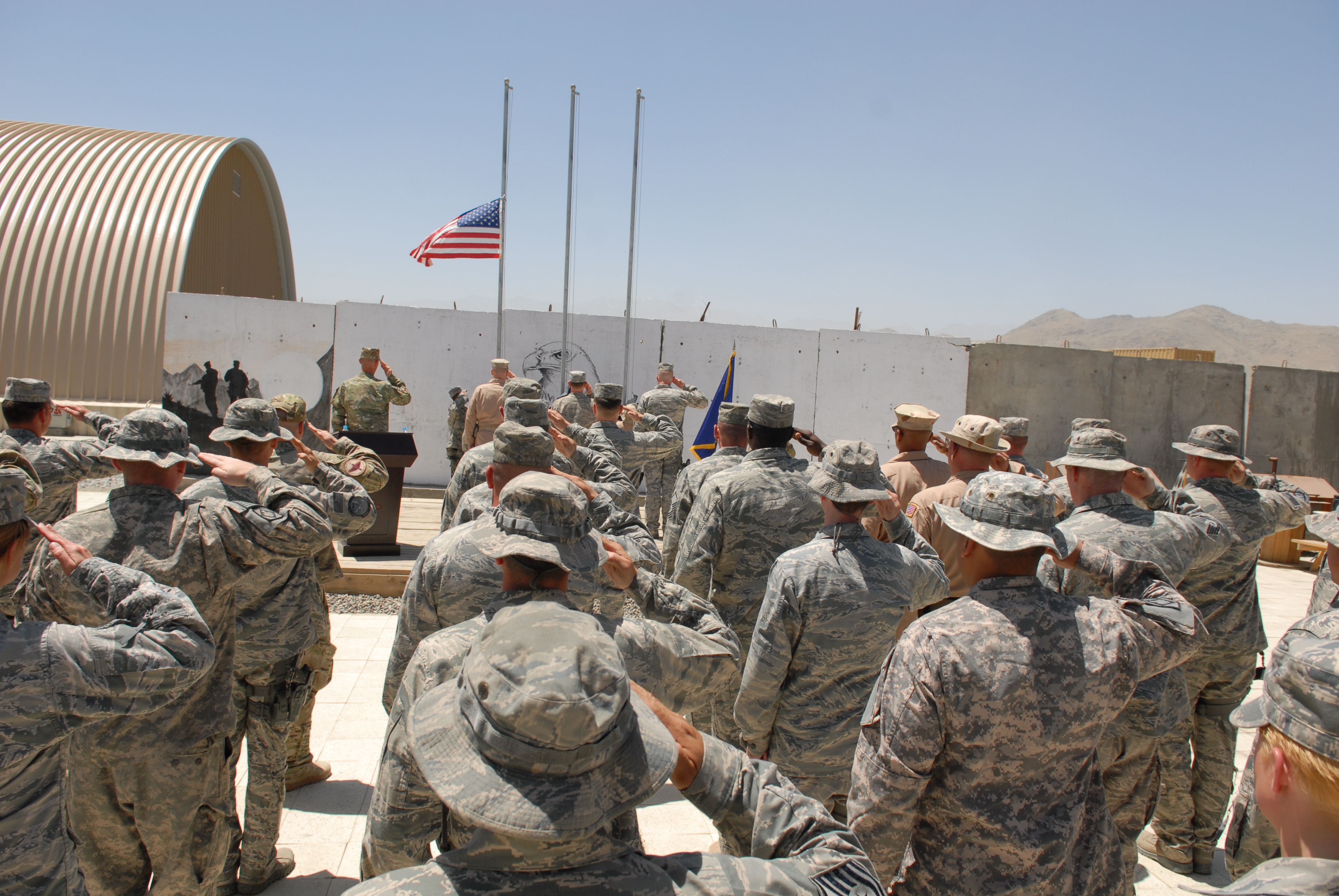 438th AEW Airmen commemorate Memorial Day > United States Marine Corps ...