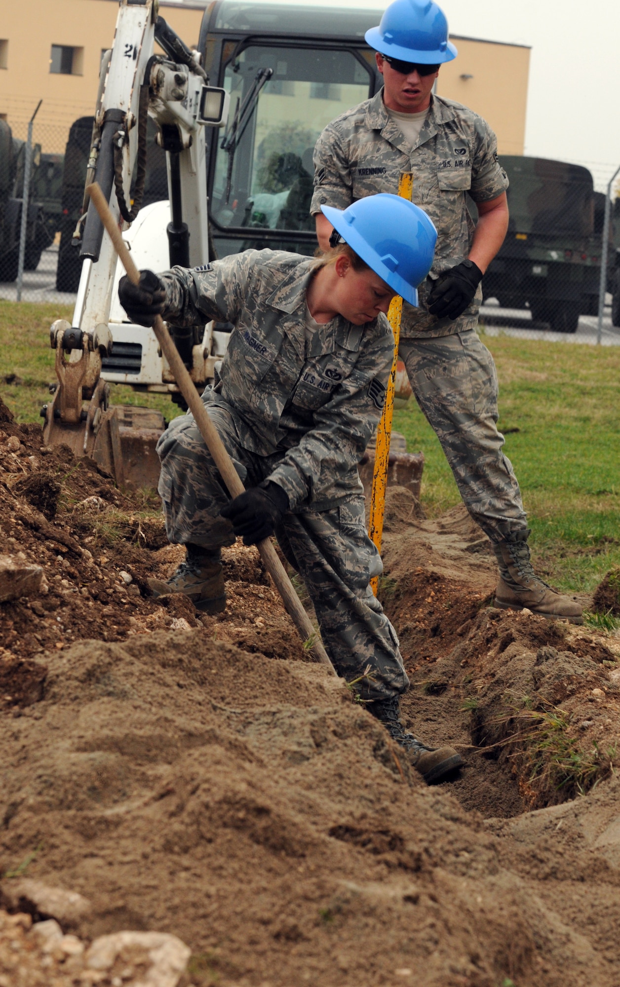 CE alleviates flooding in nearby building > Aviano Air Base > Display