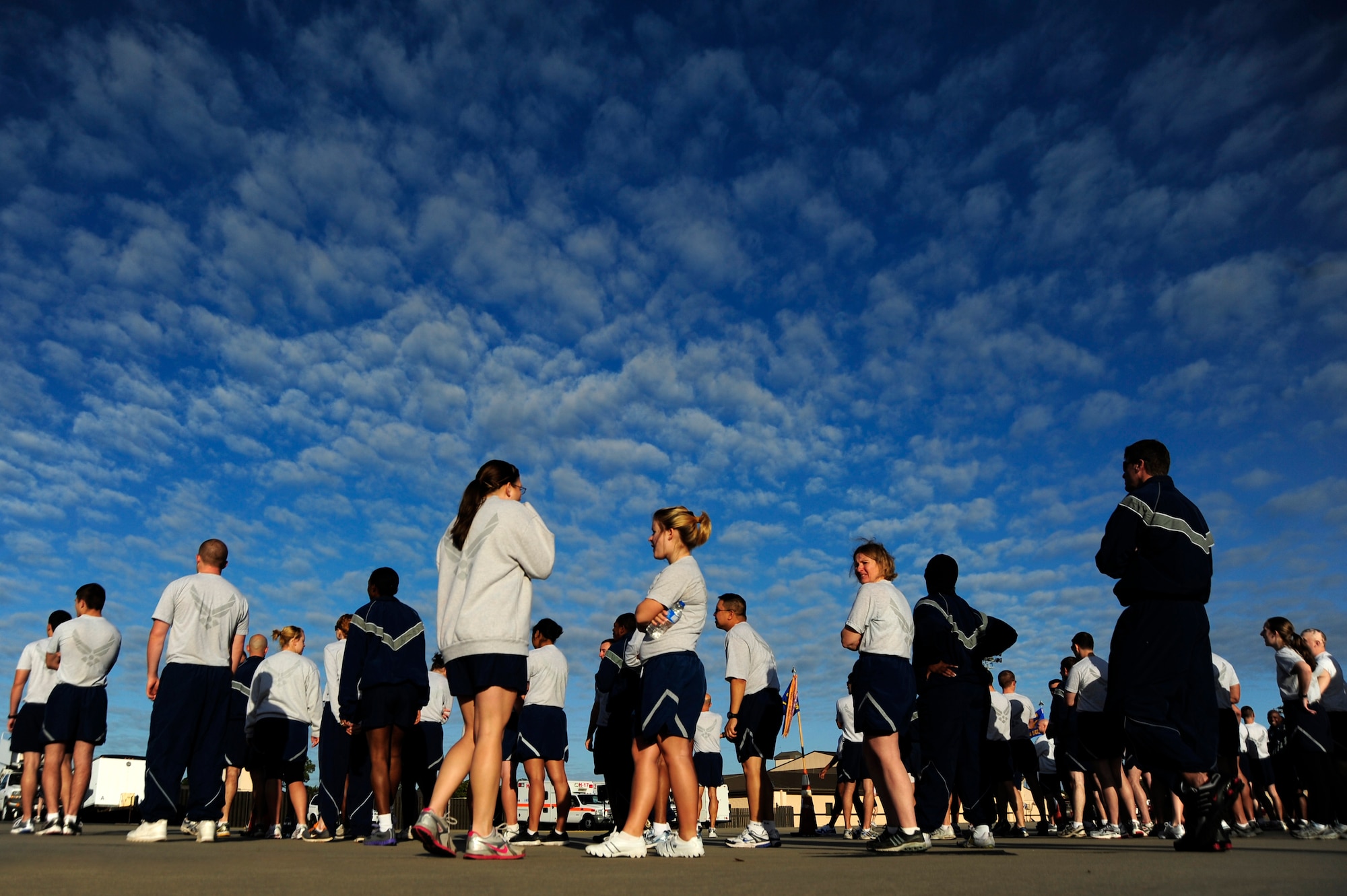 Commando Airmen run by the thousands > Hurlburt Field > Article Display