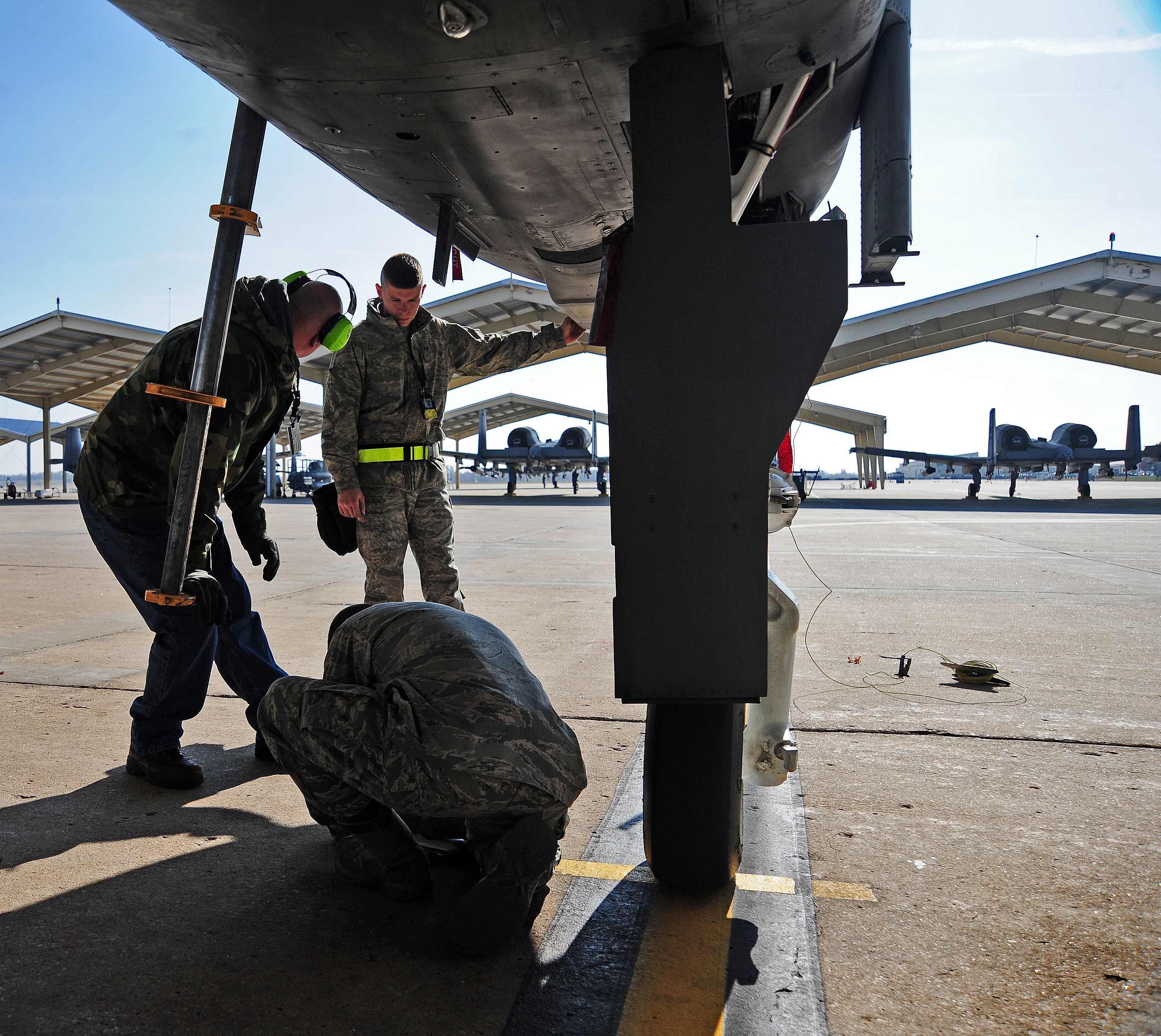 Updating aircraft forms