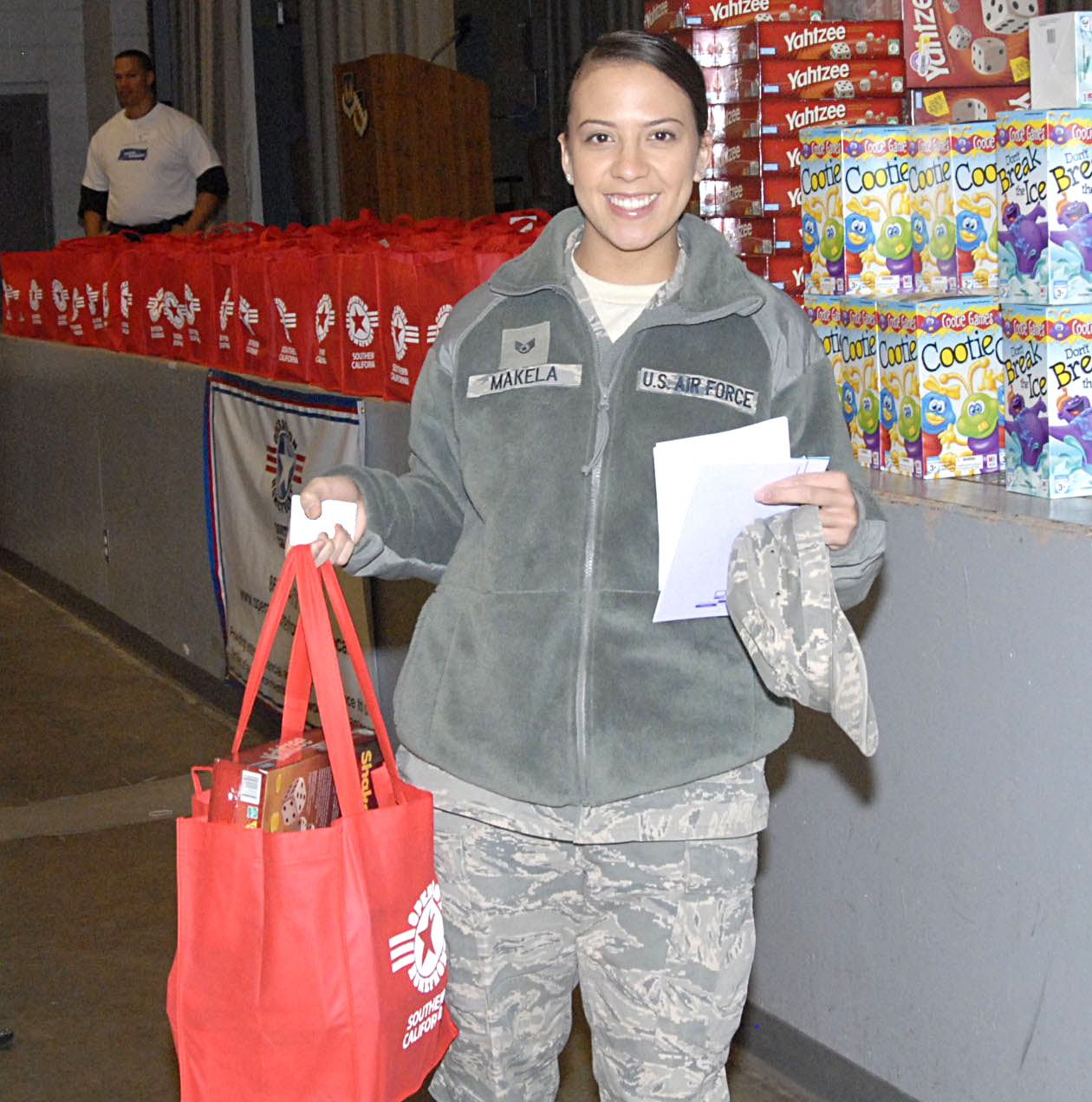 'Thanks for Giving' helps Team Edwards families celebrate holidays ...