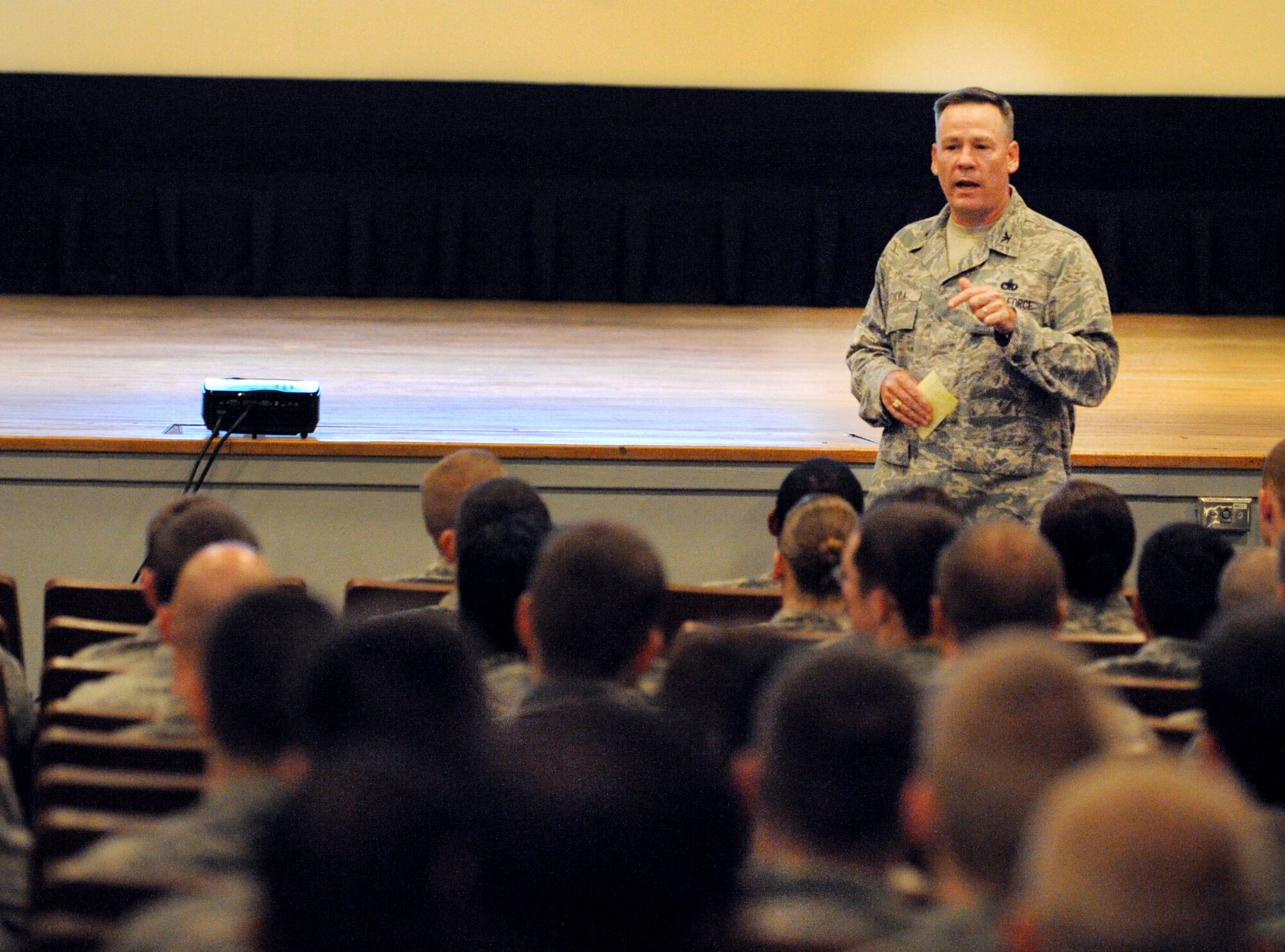 Photo essay: Team Shaw prepares for safe Thanksgiving with DUI briefing ...