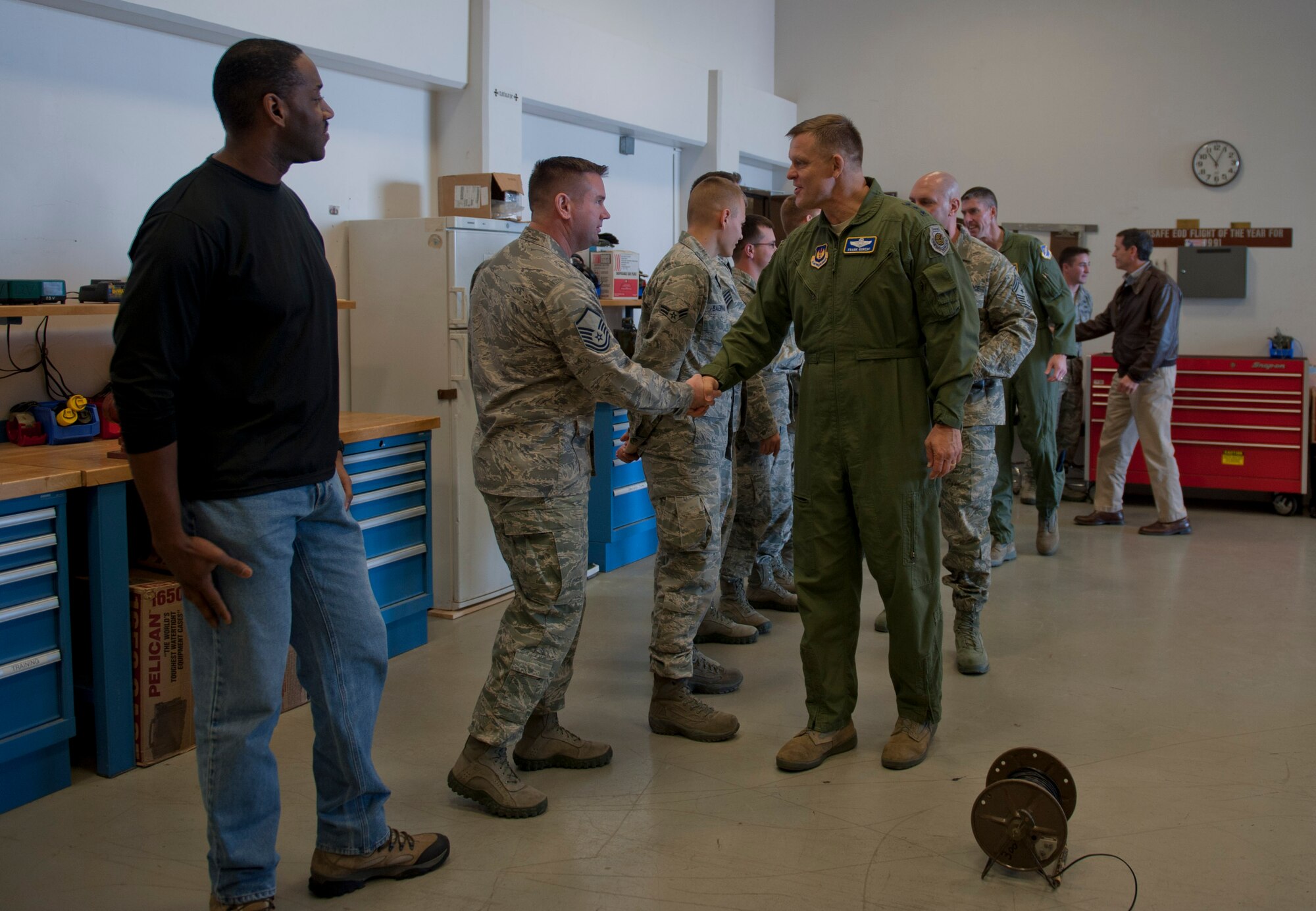 3rd AF Commander visits Incirlik > Incirlik Air Base > Article Display