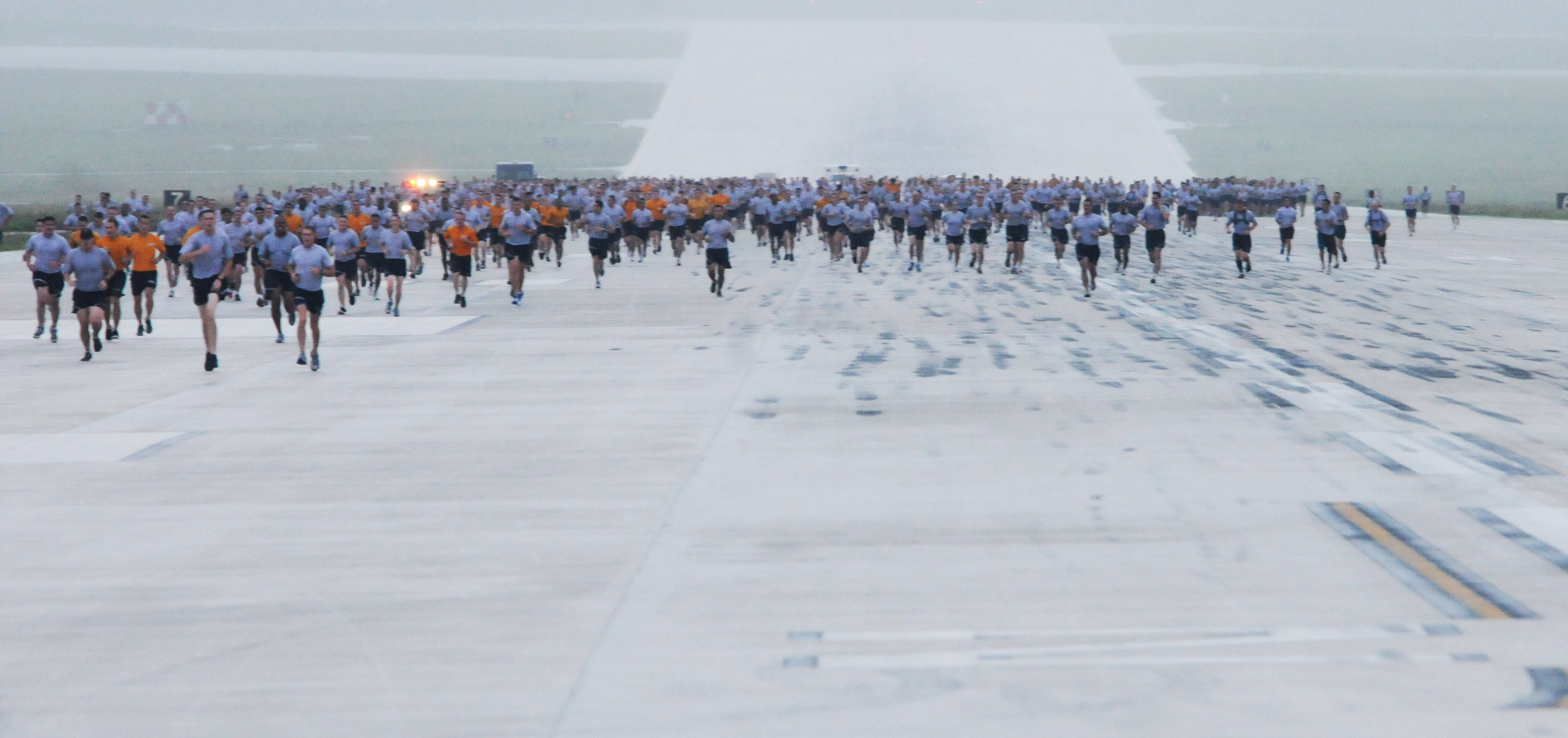 Team Andersen takes to the runway > Andersen Air Force Base > Features