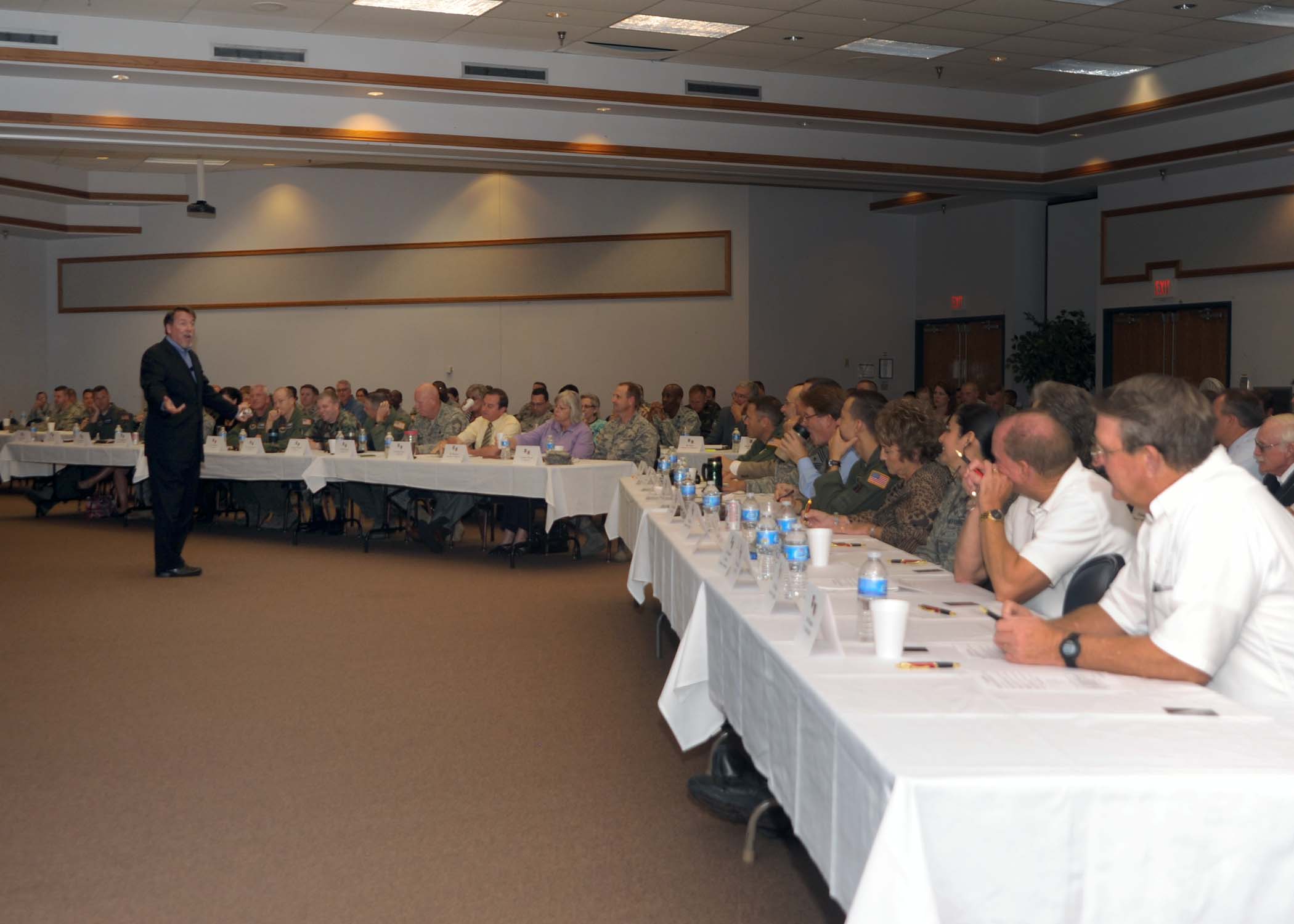 Altus hosts seminar on servant leadership