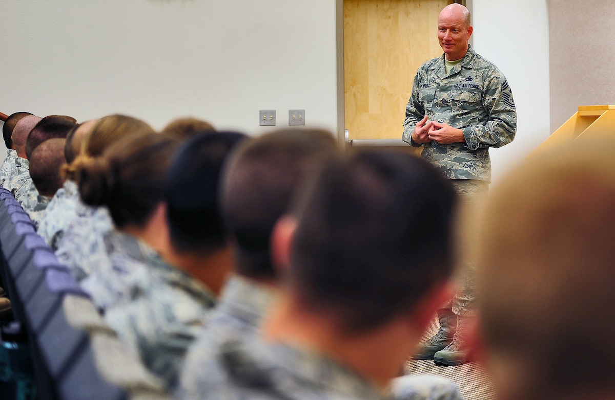 Eighth Air Force Command Chief visits WAFB > Whiteman Air Force Base ...