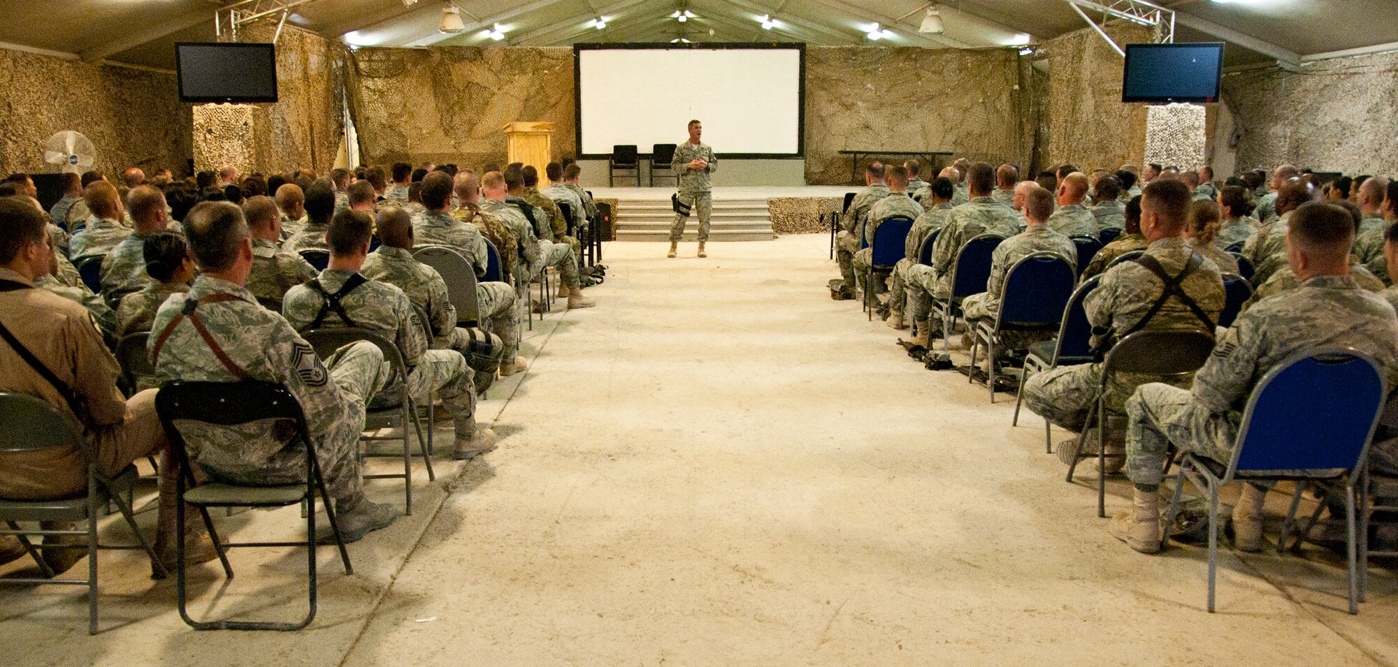 AFCENT command chief speaks to KAF Airmen > U.S. Air Forces Central > News