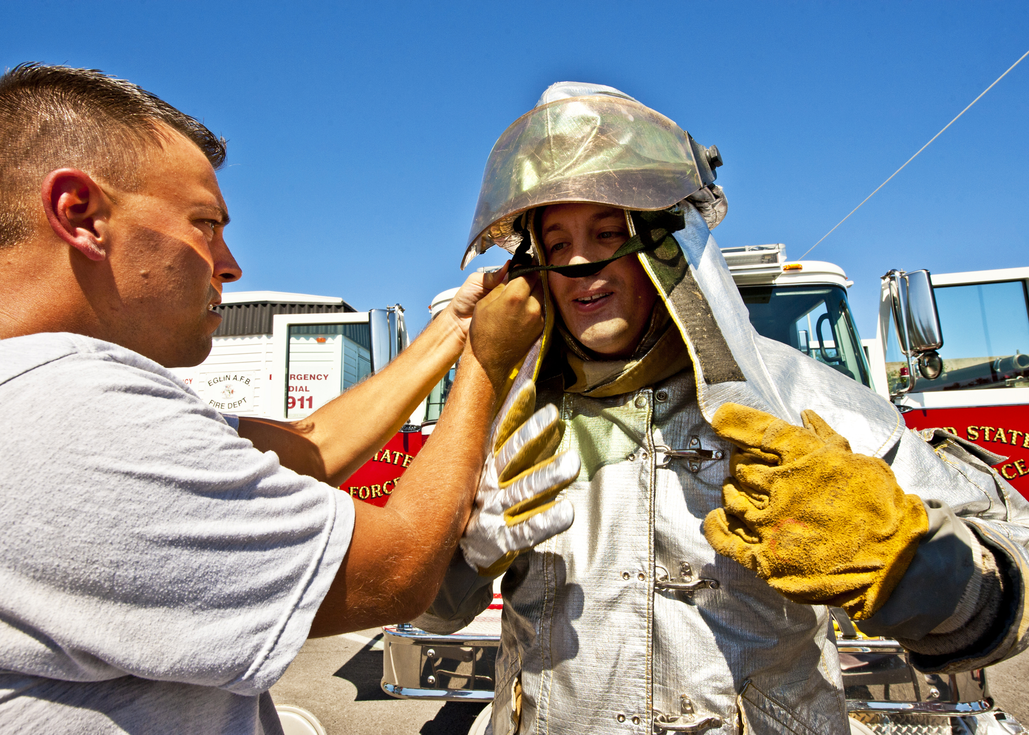 Airmen 'feel the burn' in firefighting challenge