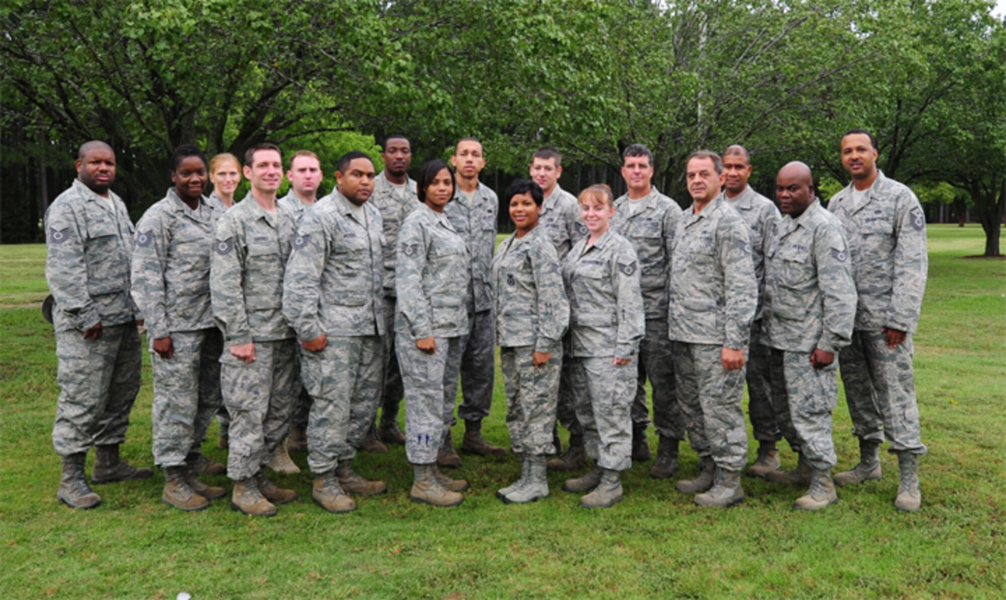 Wing training office offers course in leadership > 916th Air Refueling ...