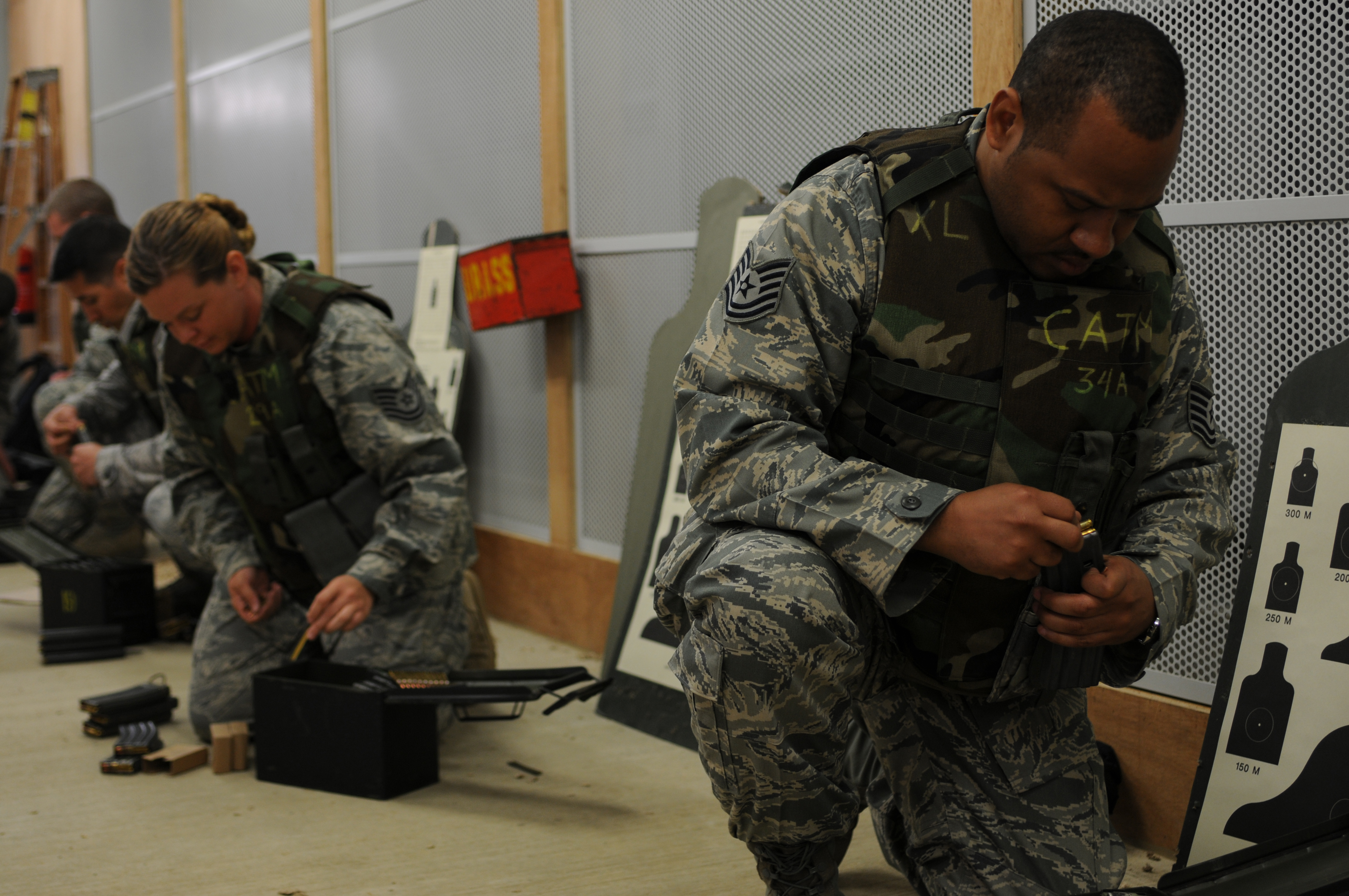 New rifle course prepares Airmen for combat > Royal Air Force ...