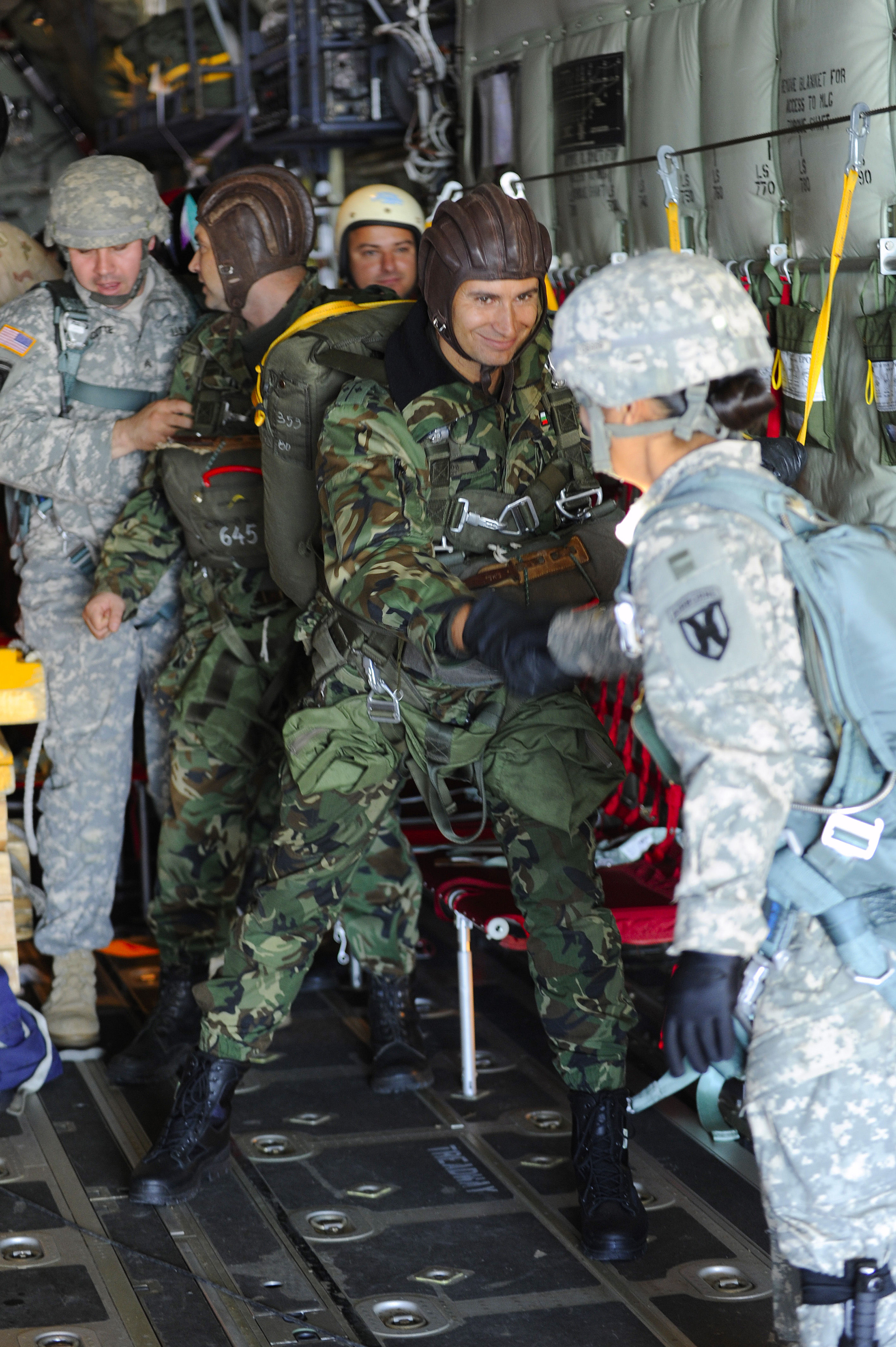 OTF11 - Joint jumpmasters soar in sky with Bulgarian armed forces ...