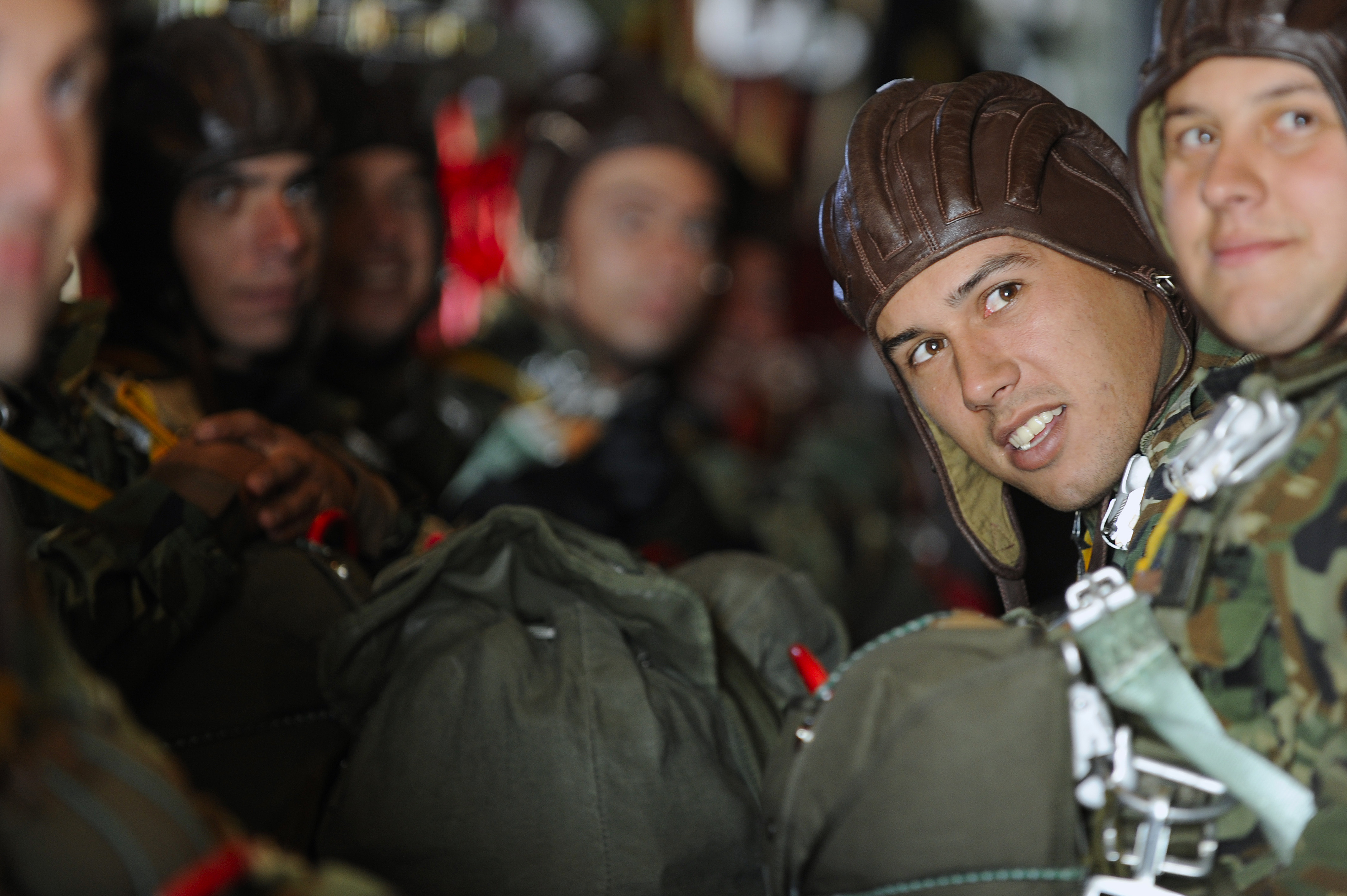 Bulgarian paratroopers