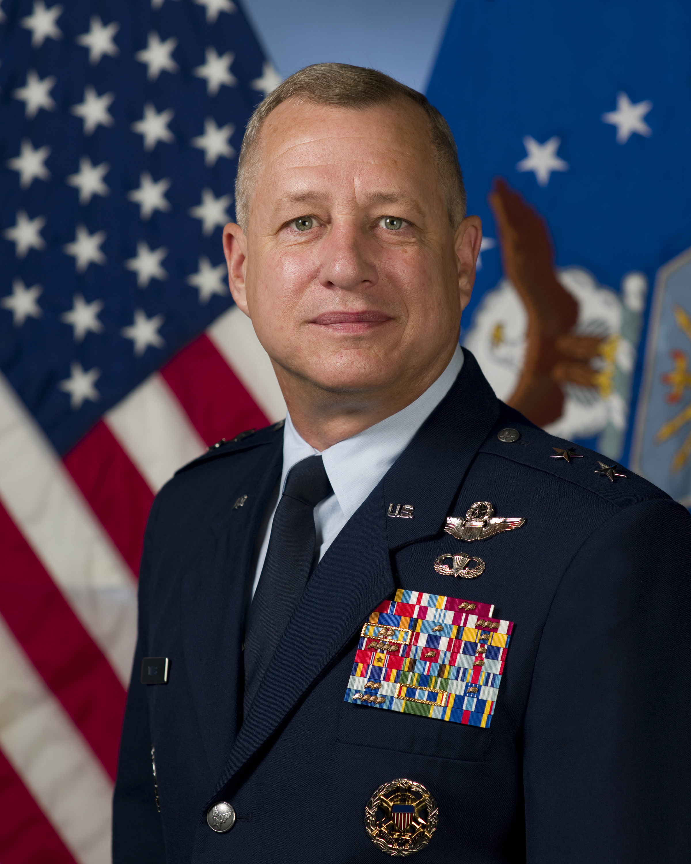 MAJOR GENERAL LAWRENCE L. WELLS > Air Force > Biography Display