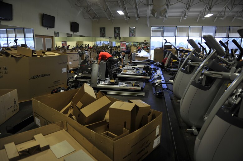 Base Fitness Center upgrades equipment > Little Rock Air Force Base ...