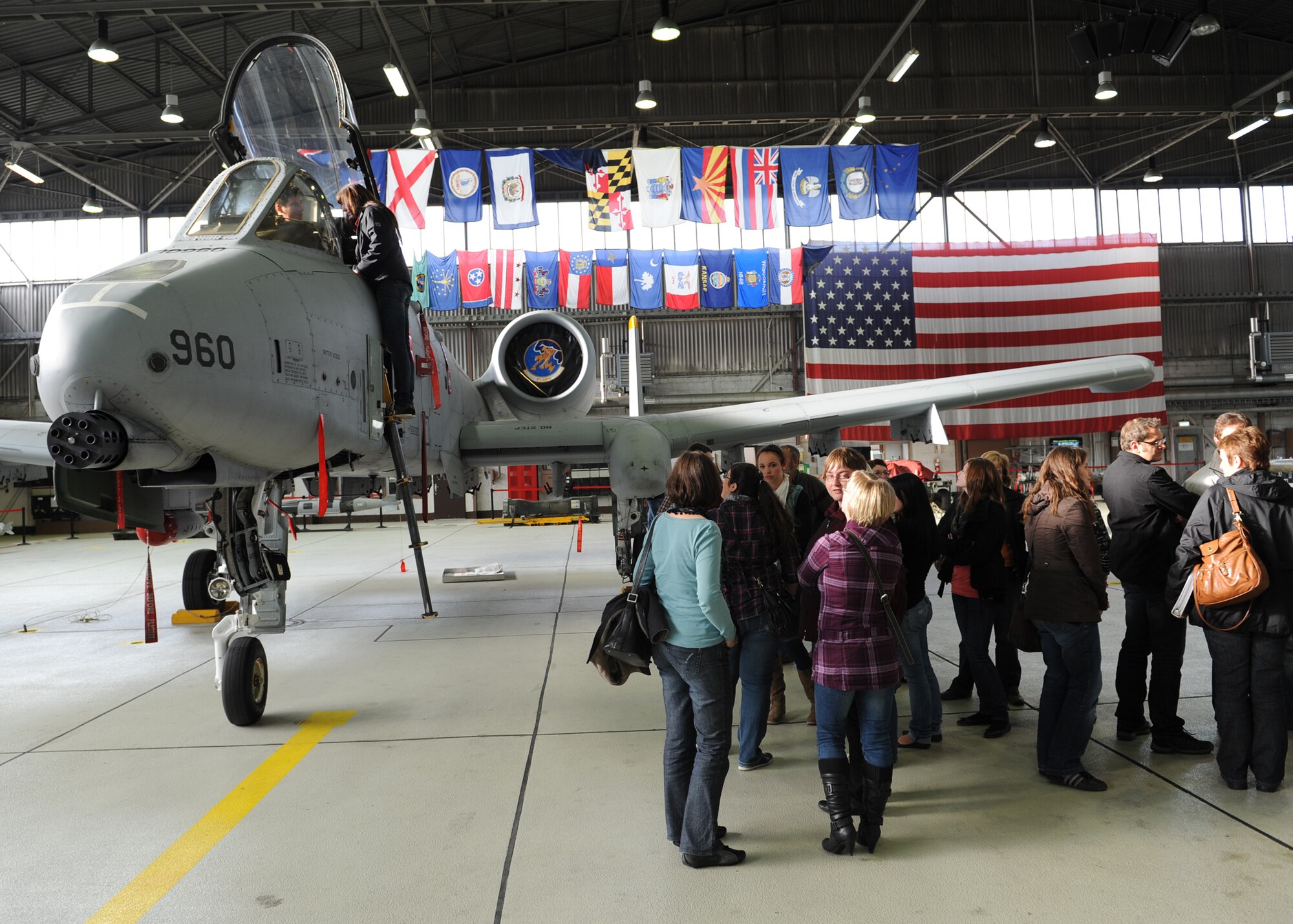 Civic authorities visit base, experience fighter wing mission ...