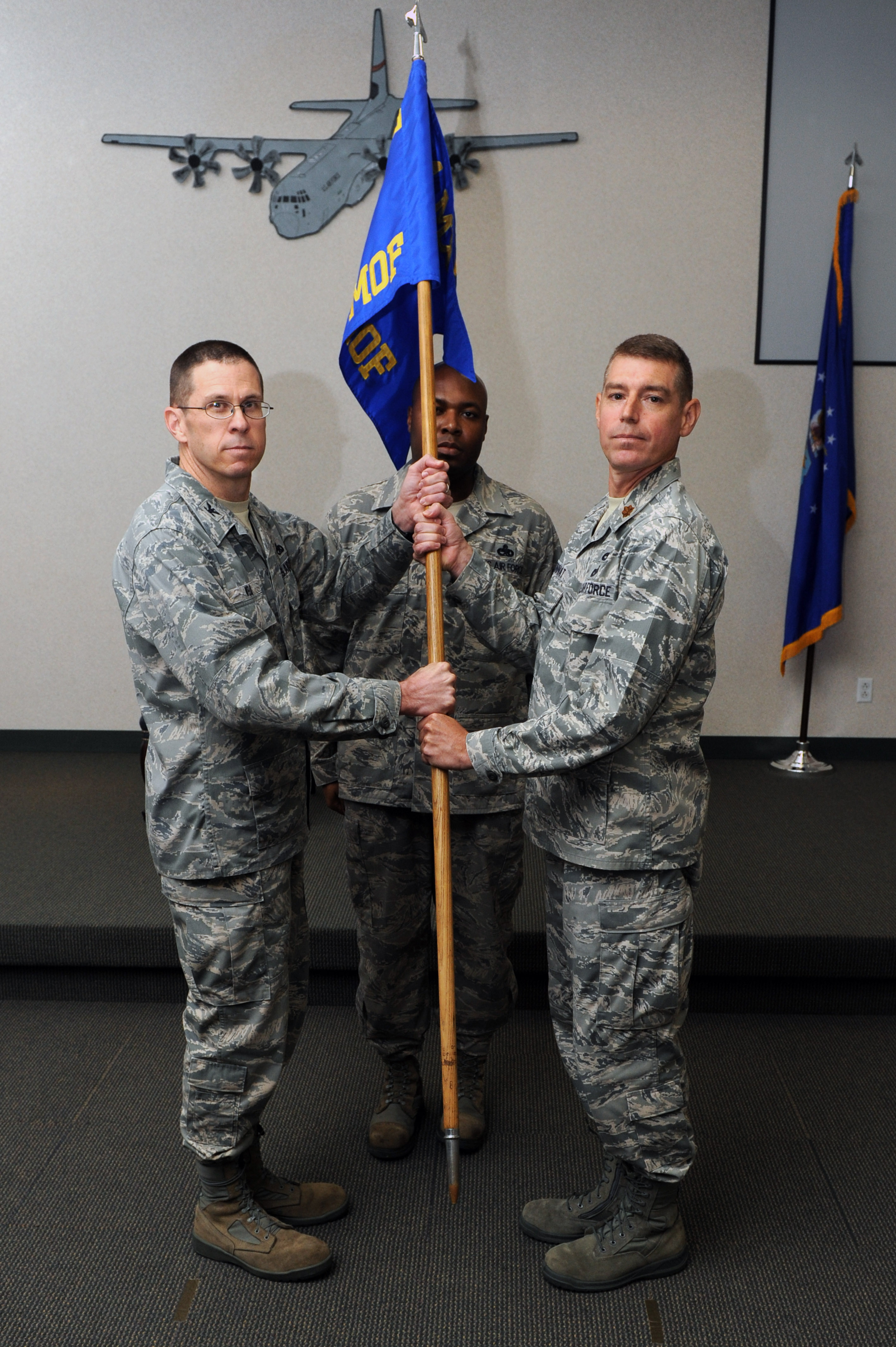 314th Maintence Operations Flight Change of Command > Little Rock Air ...