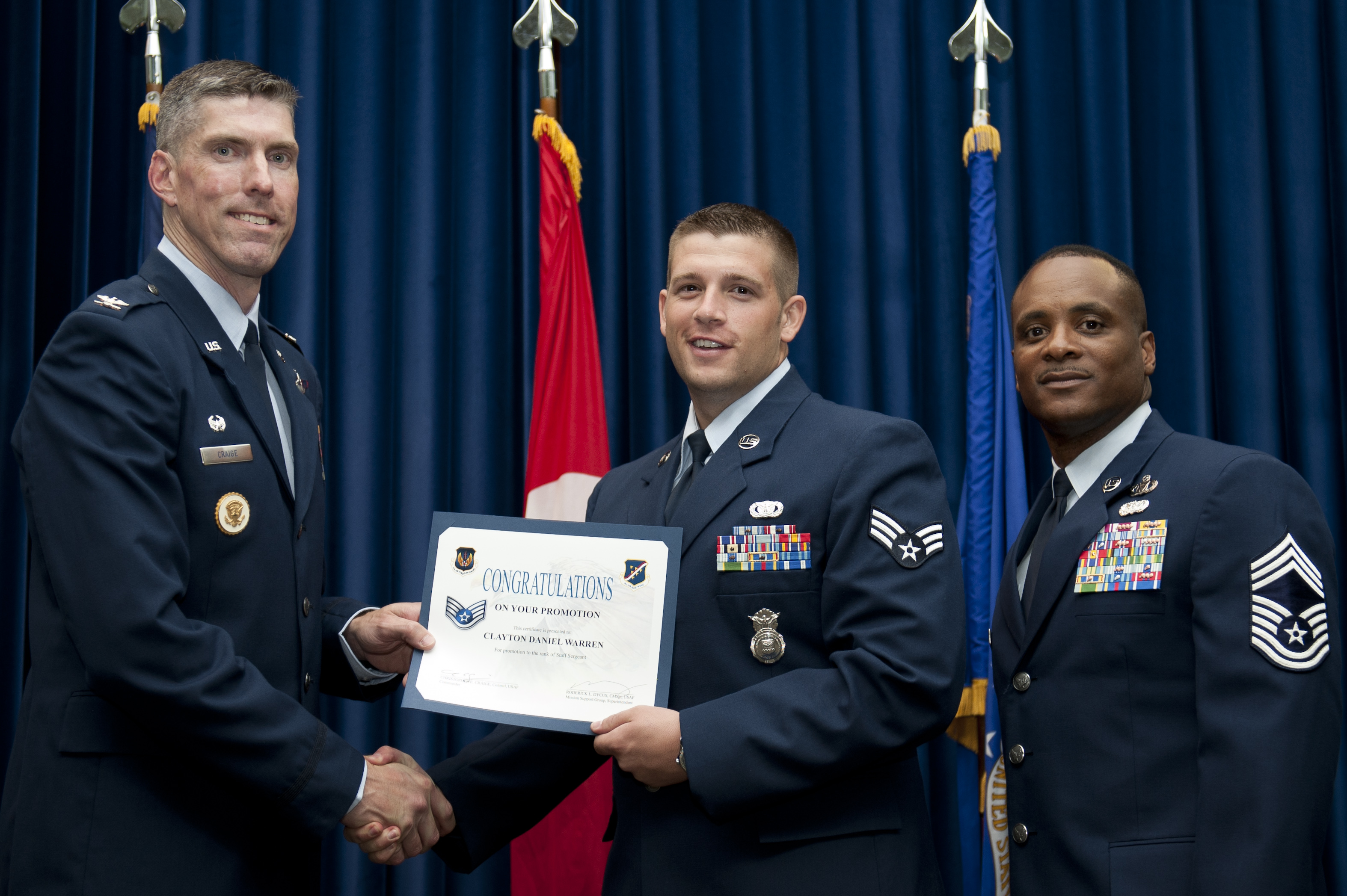 20 Airmen promoted at Incirlik > Incirlik Air Base > Article Display
