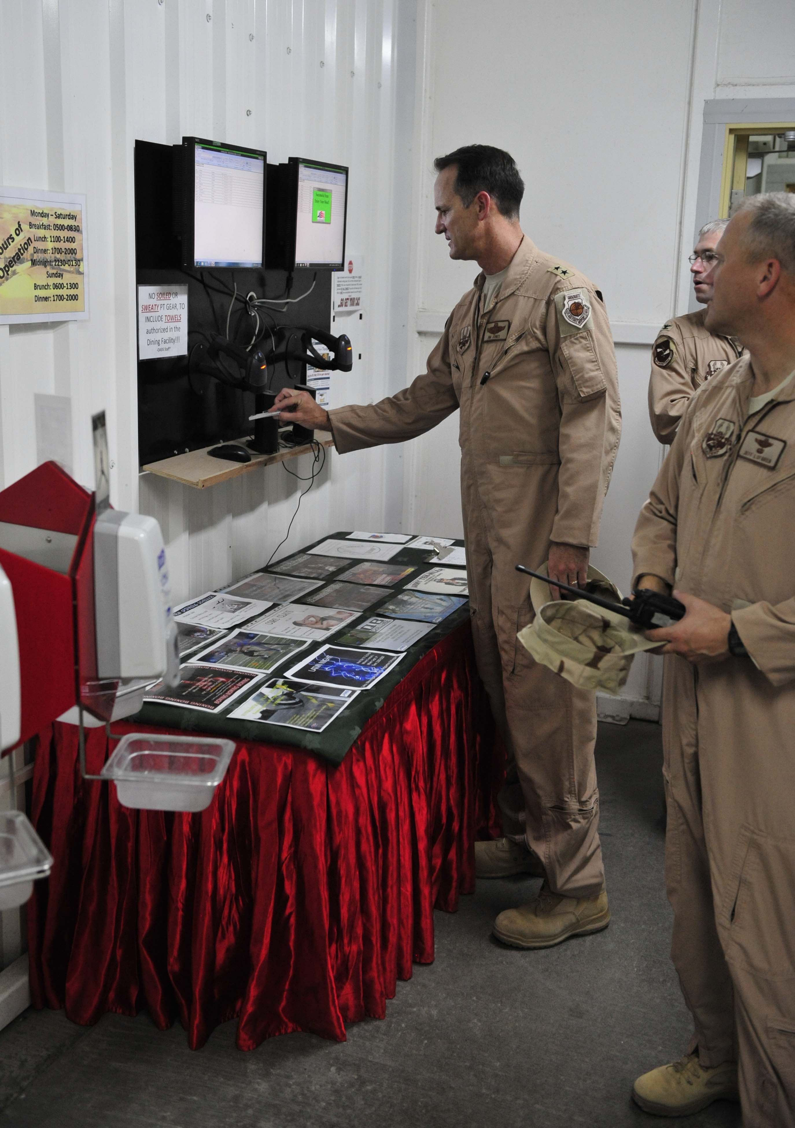 Maj. Gen. Jones visits deployed men and women at 380th AEW > U.S. Air ...