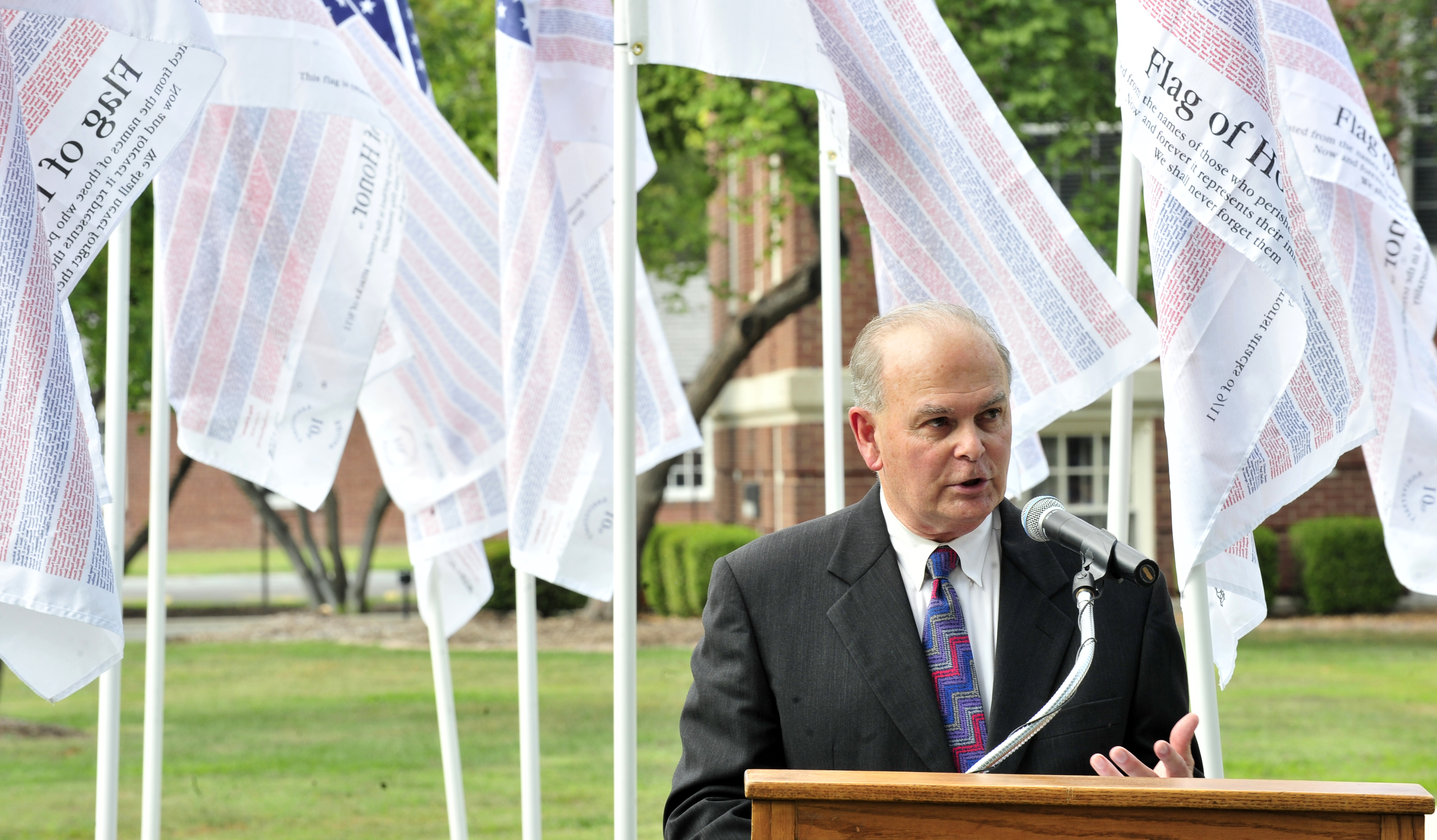 Team Scott builds lasting memorial for 9/11 anniversary > Air Mobility ...