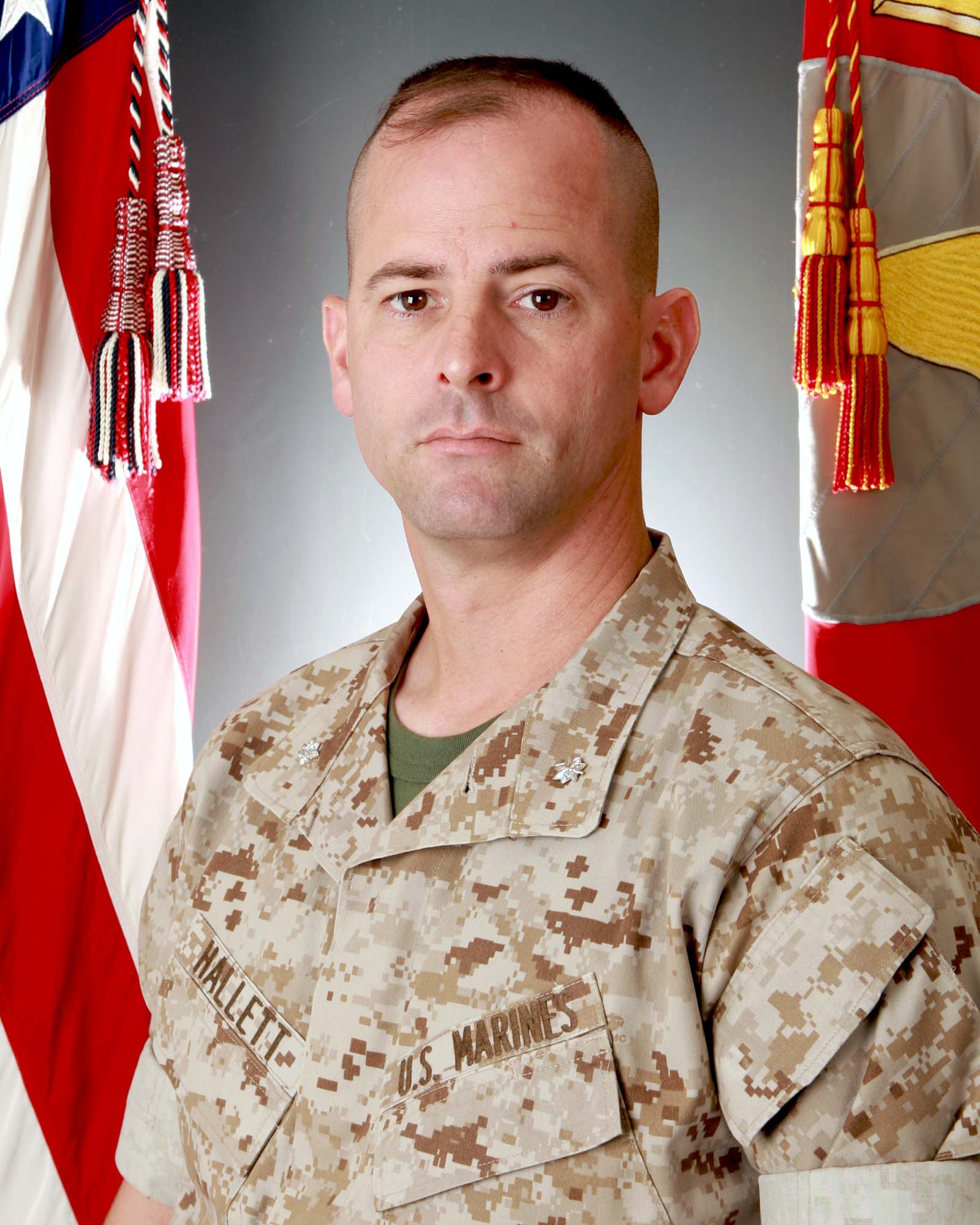 LTCOL ROBERT J. HALLETT.JPG