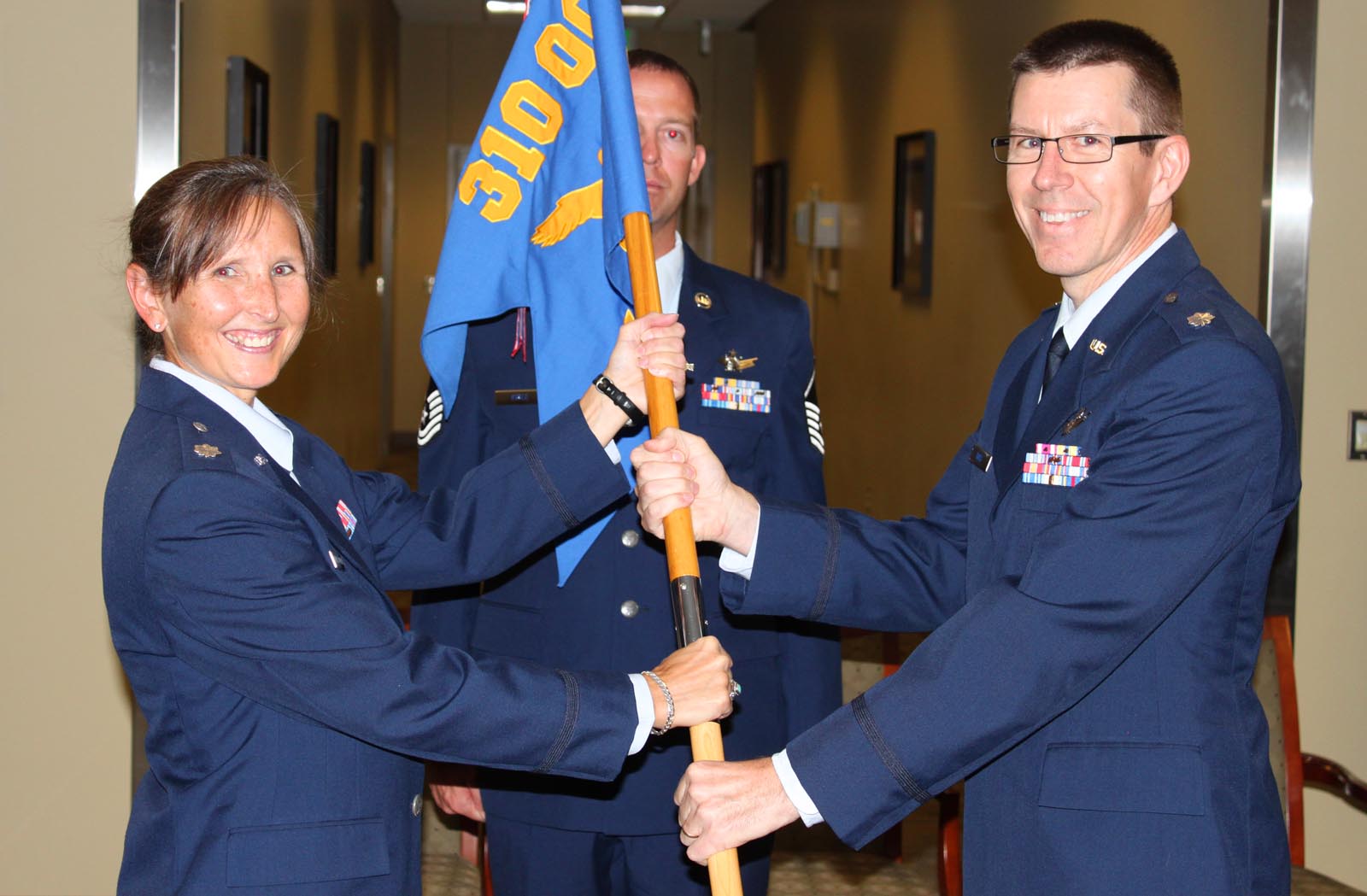 14th Test Squadron welcomes new CC > 310th Space Wing > Article Display
