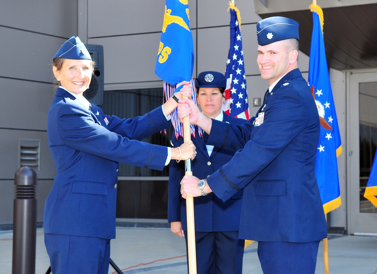 Fellows takes command of 7 SOPS > 310th Space Wing > Article Display