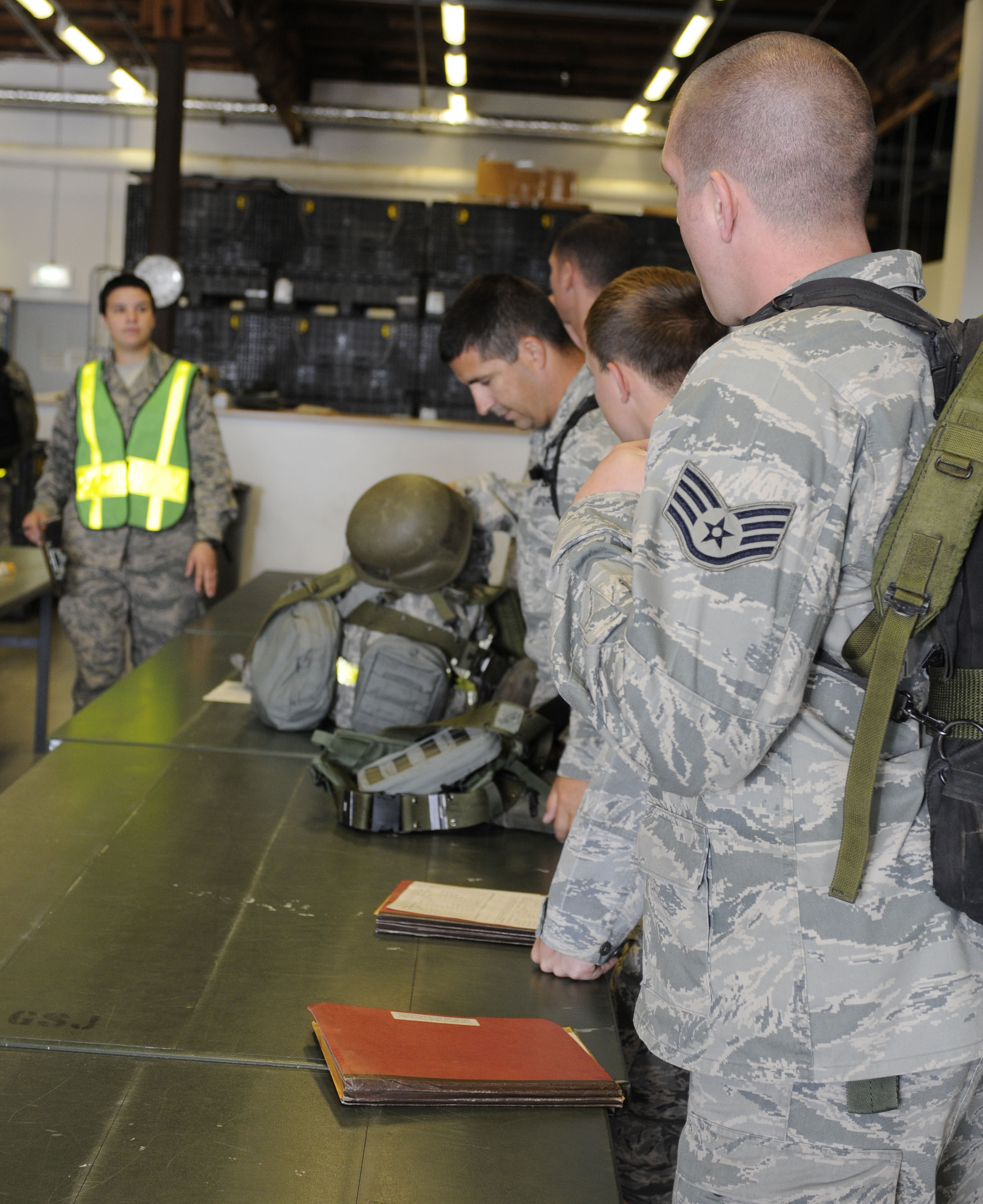 Sabers deploy with 'Total Force' > U.S. Air Forces in Europe - Air ...