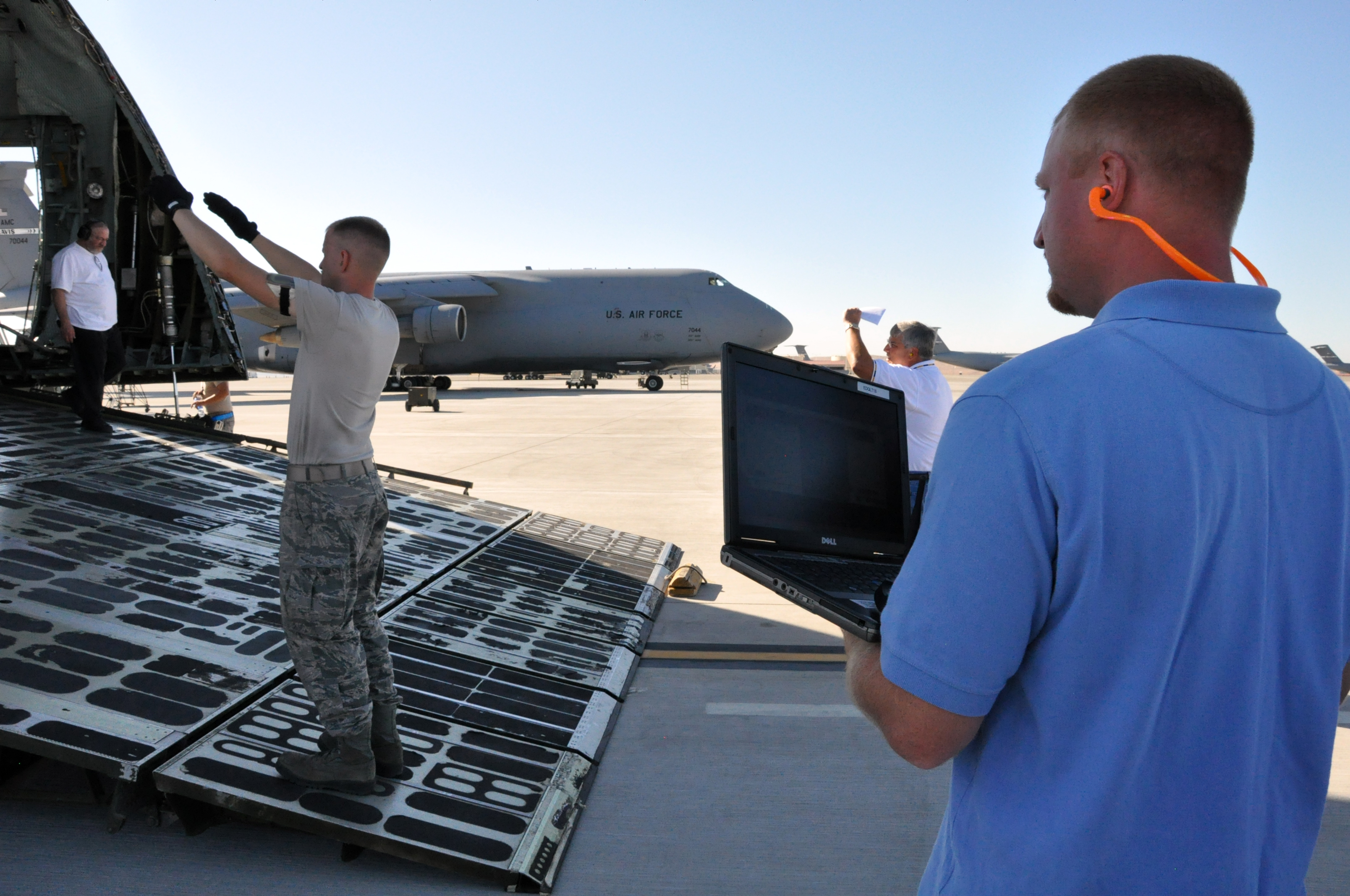 Travis Airmen test equipment with AMC headquarters > Travis Air Force ...