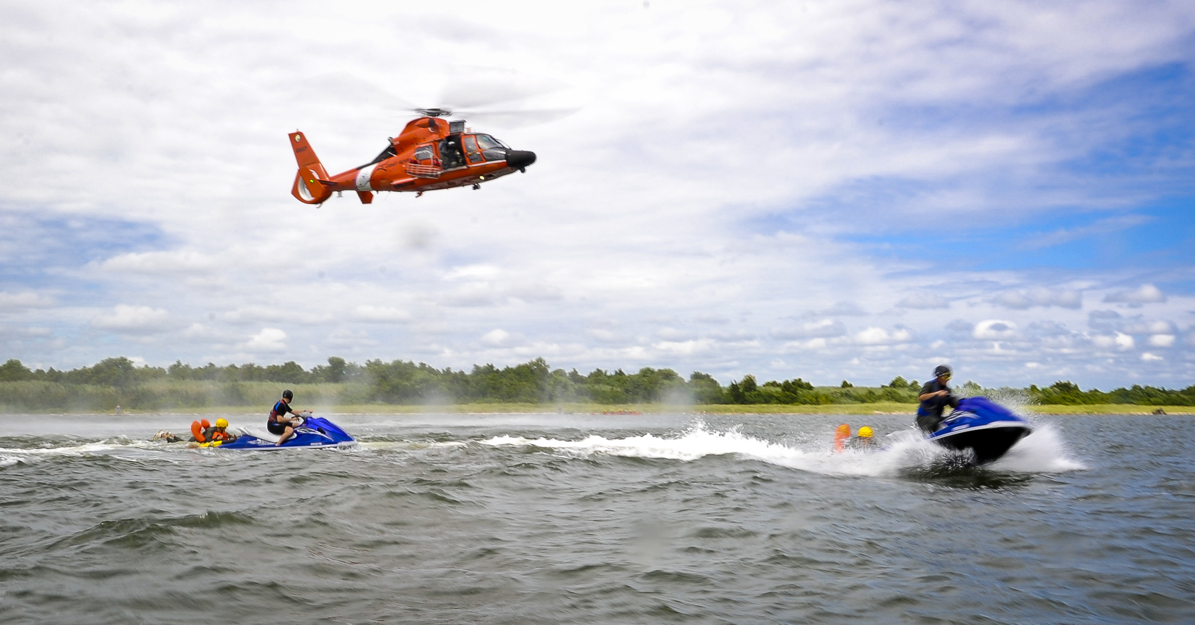 Photos: Air Force, Coast Guard perform water survival training > Air ...