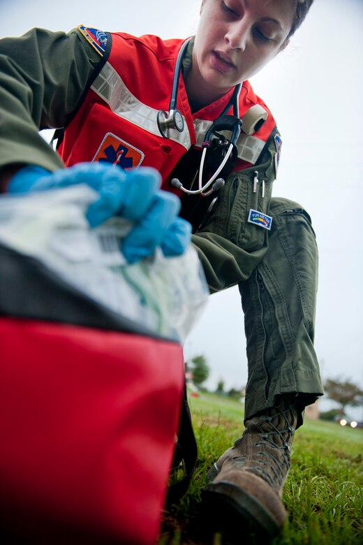 AF’s best flight surgeon aims to help people > Moody Air Force Base ...