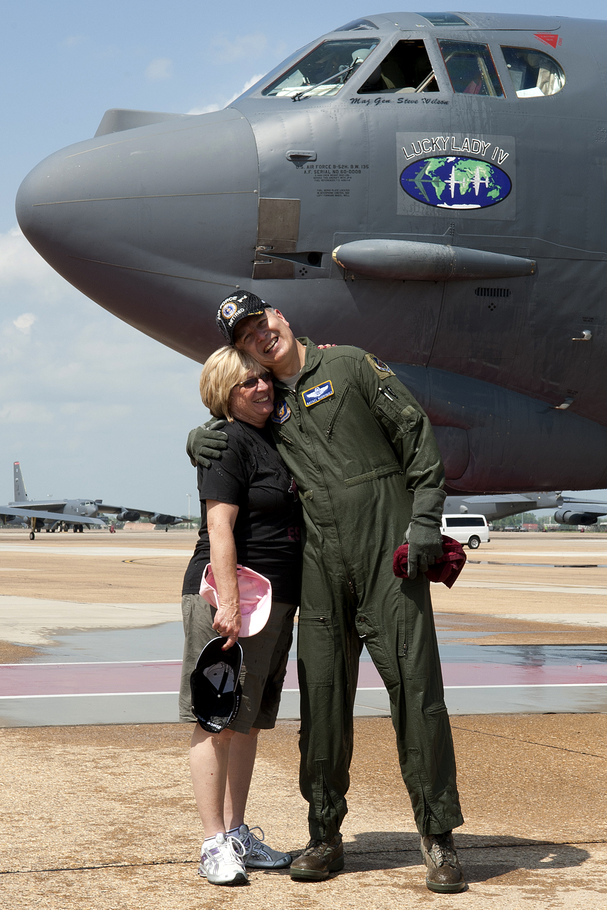 Lt. Col. Rafael Rodriguez takes his final sortie in a B-52 > 307th Bomb ...