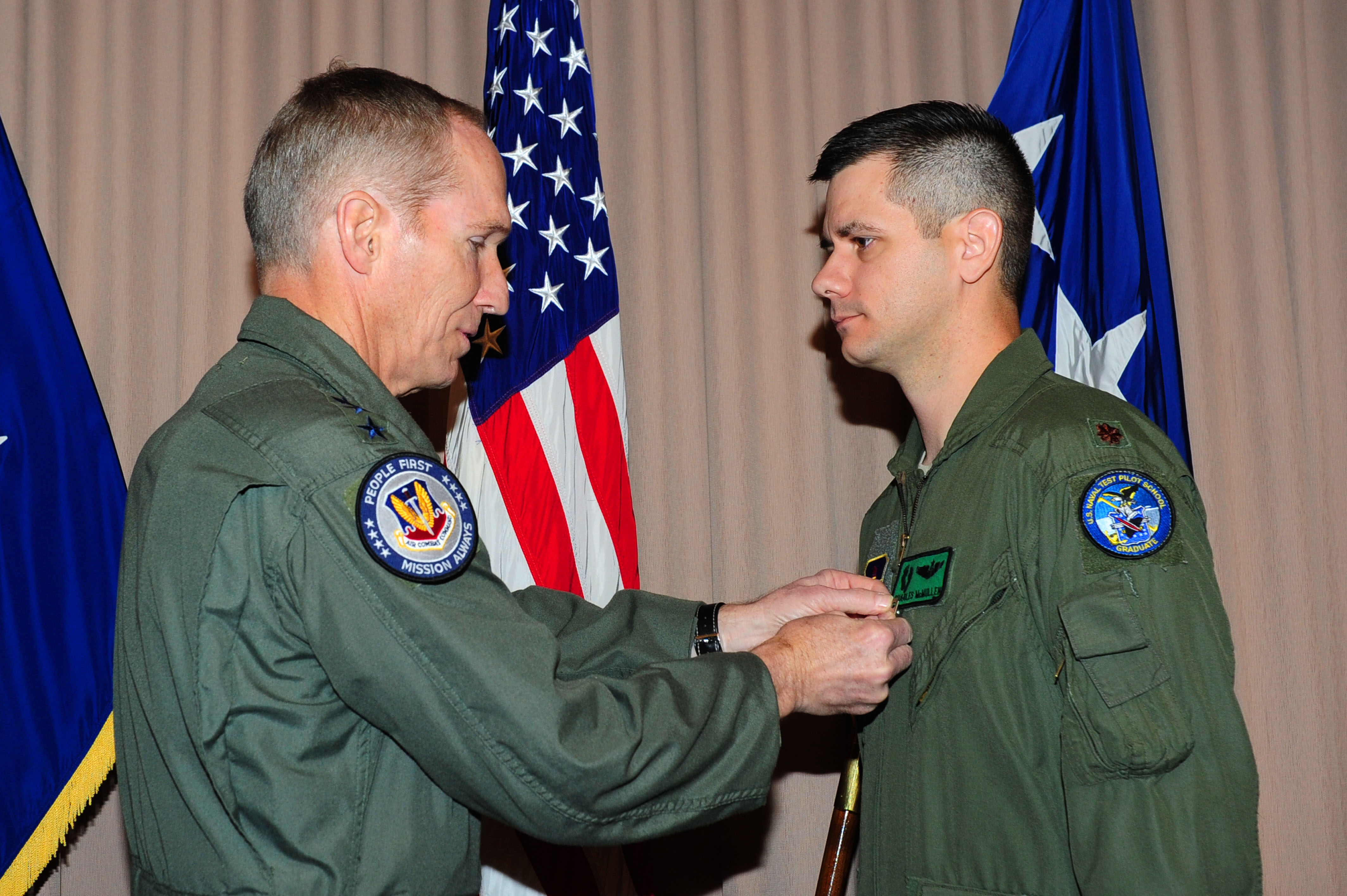 That others may live: Helo pilot awarded Silver Star for Afghanistan ...