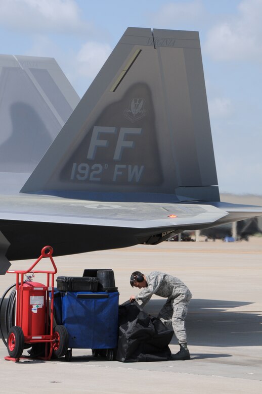 Virginia Air Guard receives new F-22 Raptor flagship > Joint Base ...