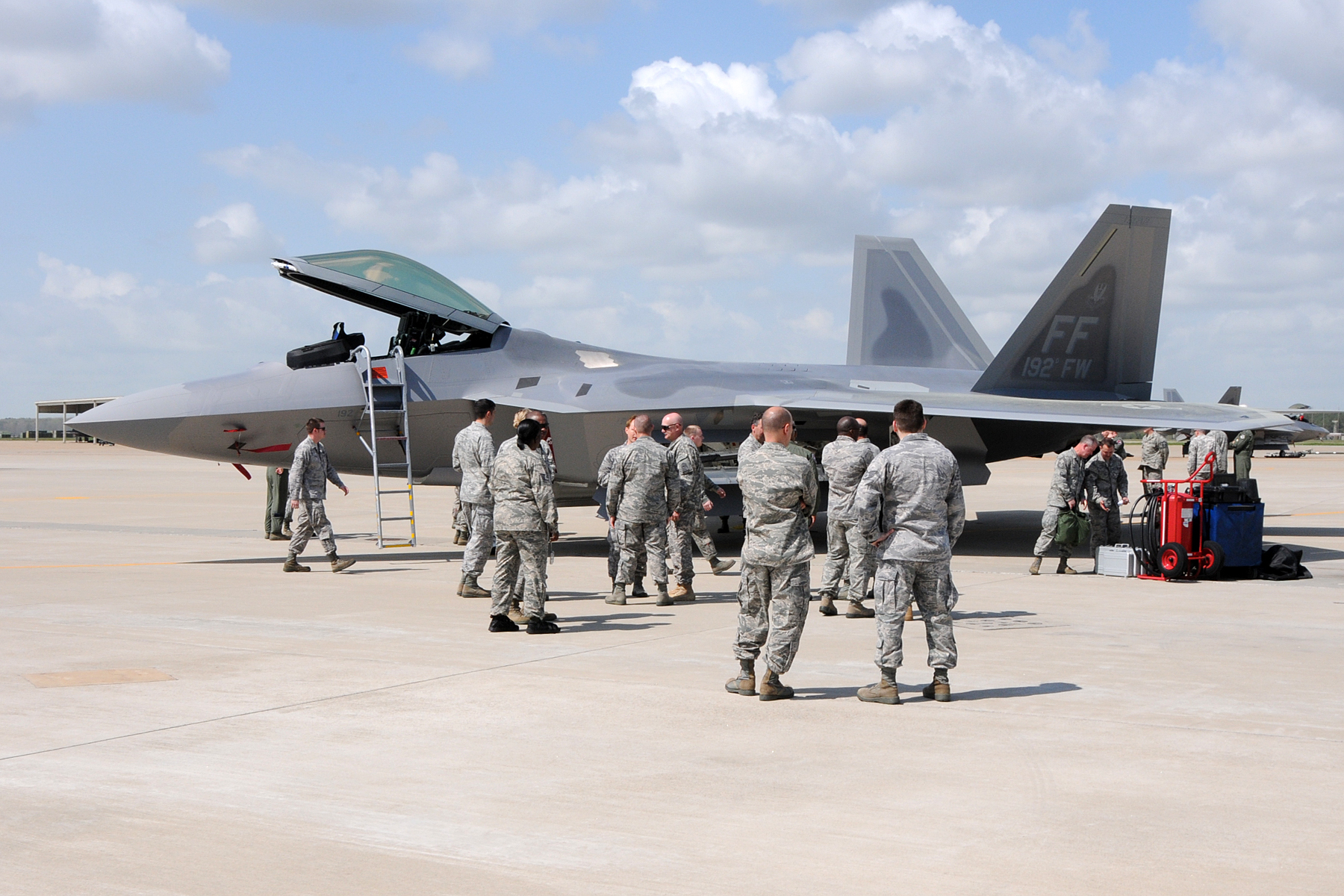 Virginia Air Guard receives new F-22 Raptor flagship > Joint Base ...