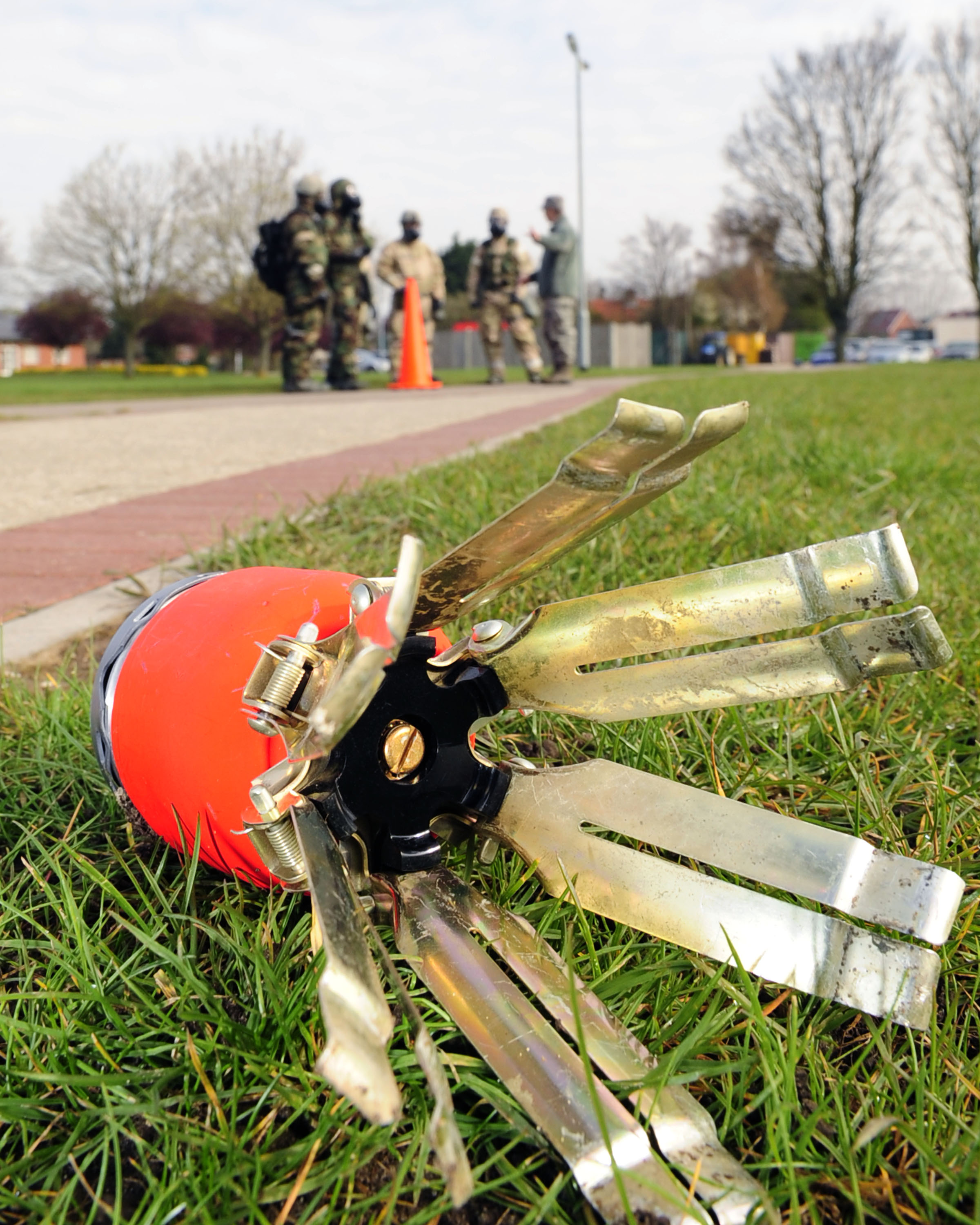 100th CES Emergency Management teach vital skills > Royal Air Force ...