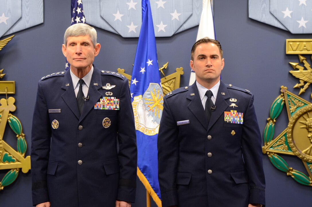 SPECIAL TACTICS OFFICER TO BE PRESENTED AIR FORCE CROSS