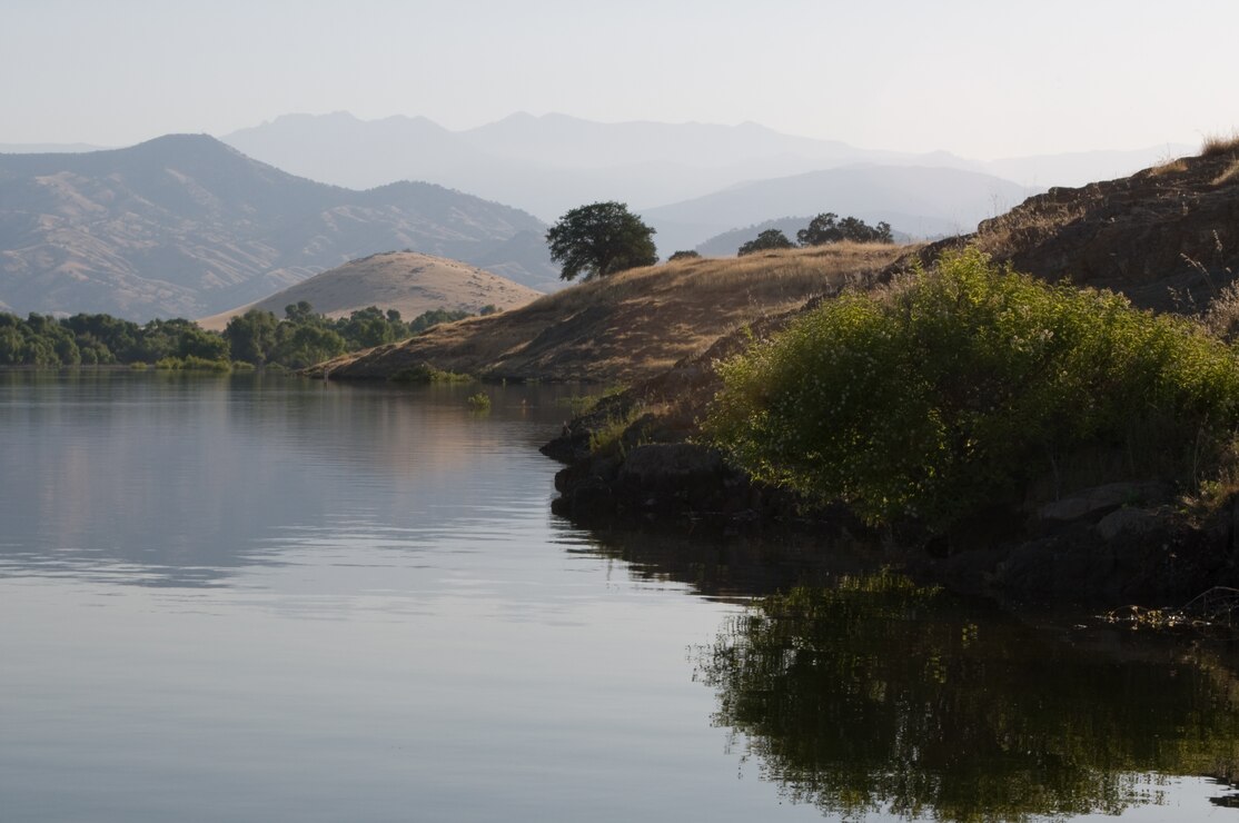 Sacramento District > Locations > Sacramento District Parks > Success Lake