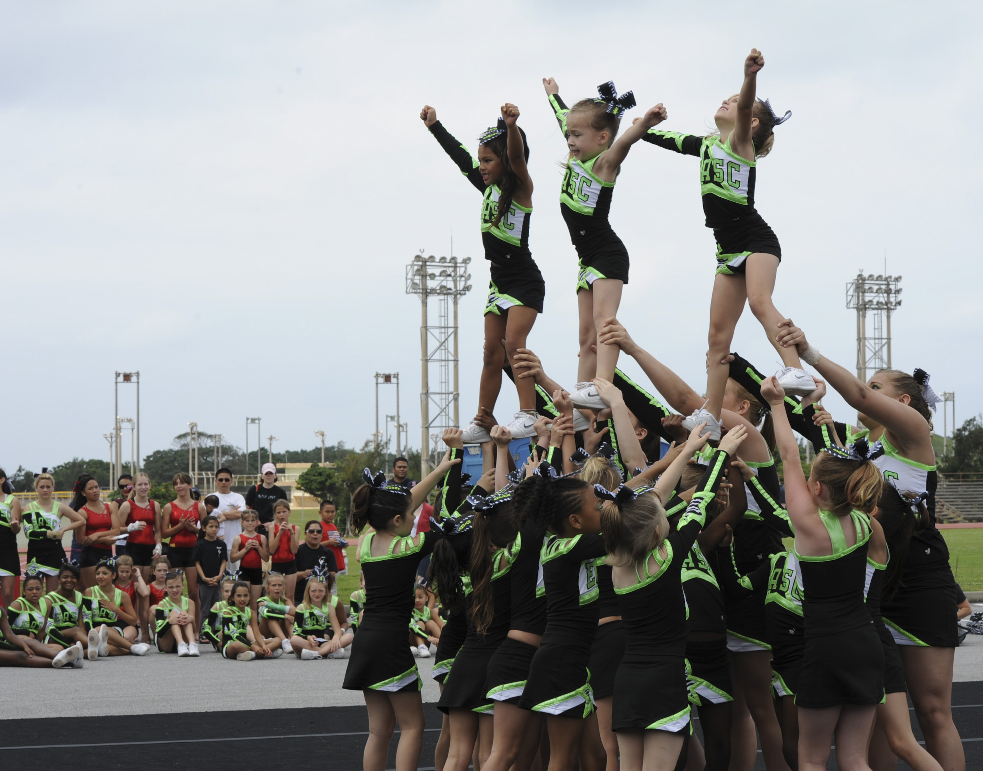 Team Kadena goes "green" for EarthFest > Pacific Air Forces > Article ...