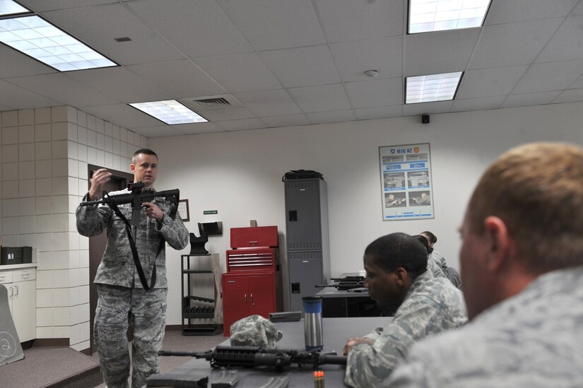 Combat Arms instructors prepare JBER Airmen for combat > Joint Base ...