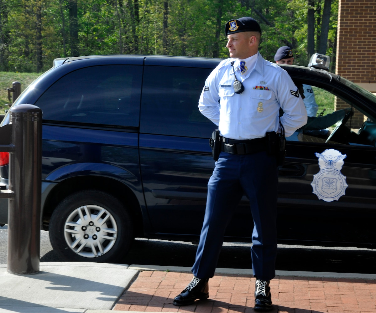 Andrews Elite Gate Guards make lasting impressions > Air Force District ...