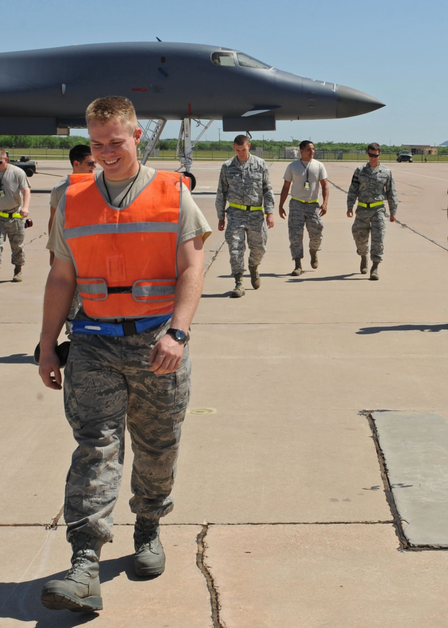 Dyess approaches 1,000 days FOD free > Dyess Air Force Base > Article ...