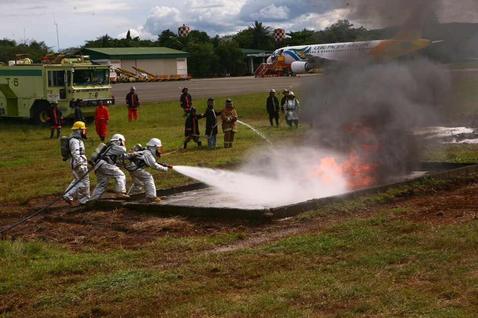 Philippine, US military conduct bilateral firefighting training > U.S ...