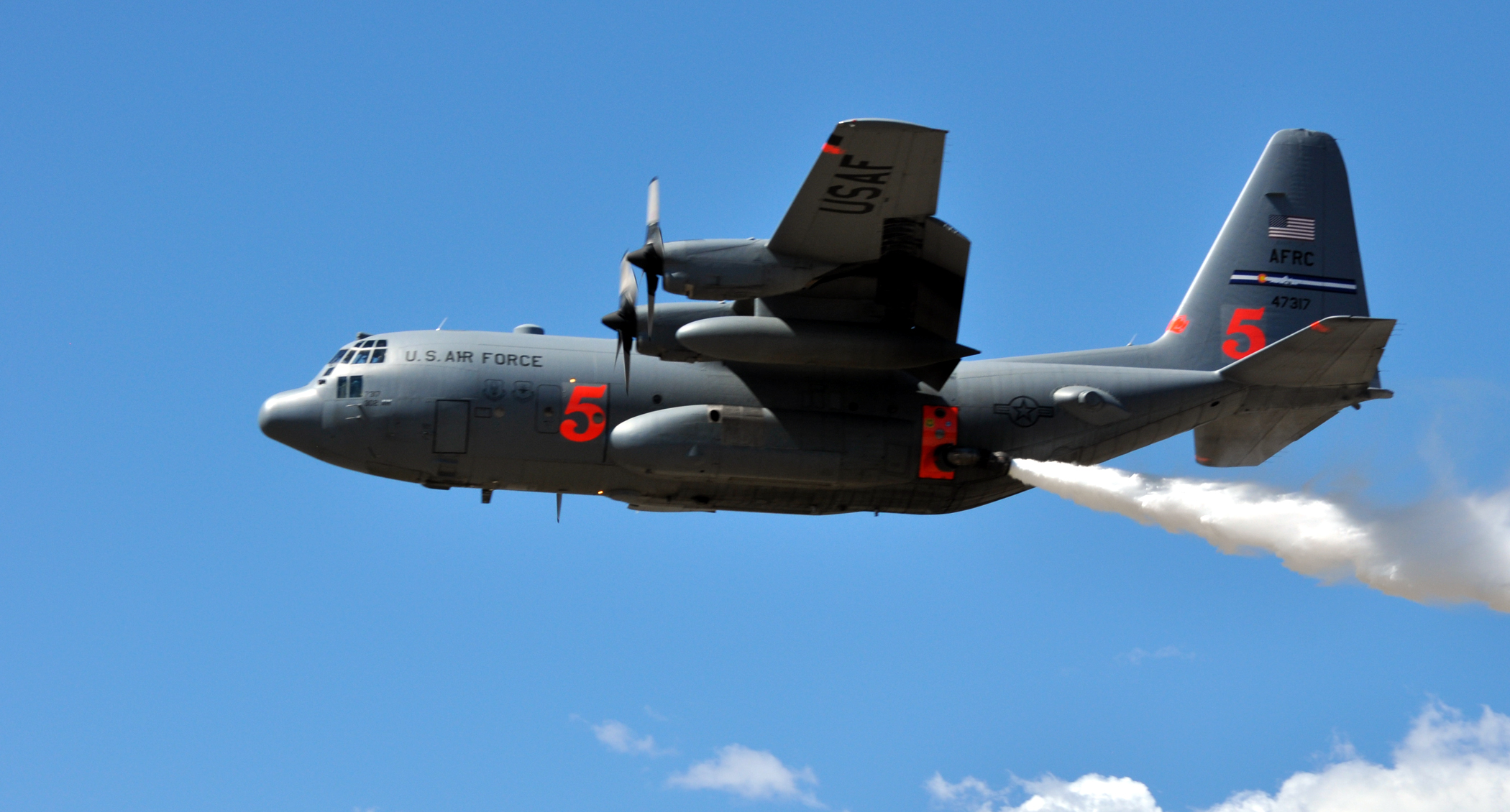 Reserve aerial spray unit prepares for firefighting season > Air Force ...